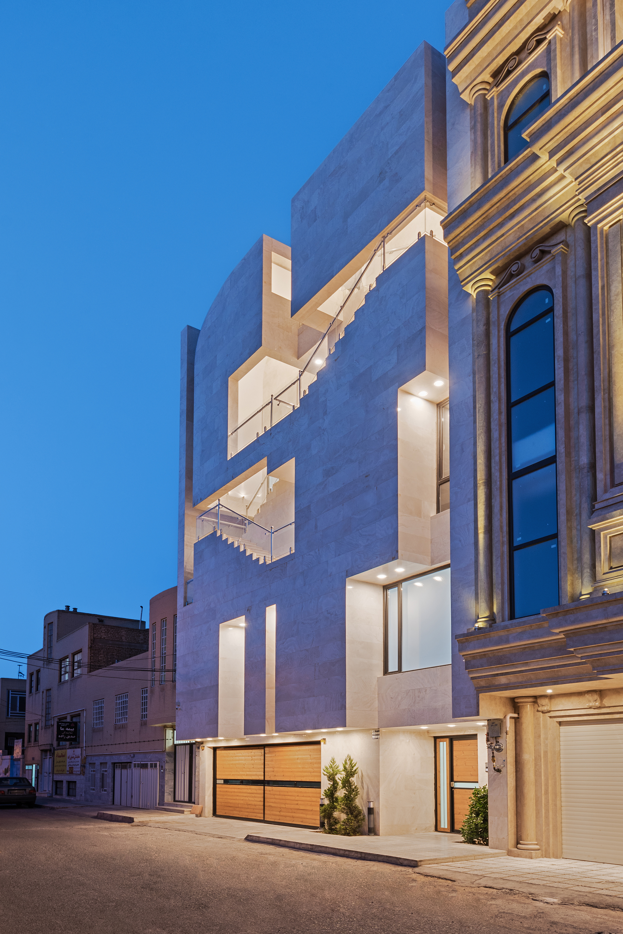 Gallery of Iran-Zamin Office Building / Awe Office - 5