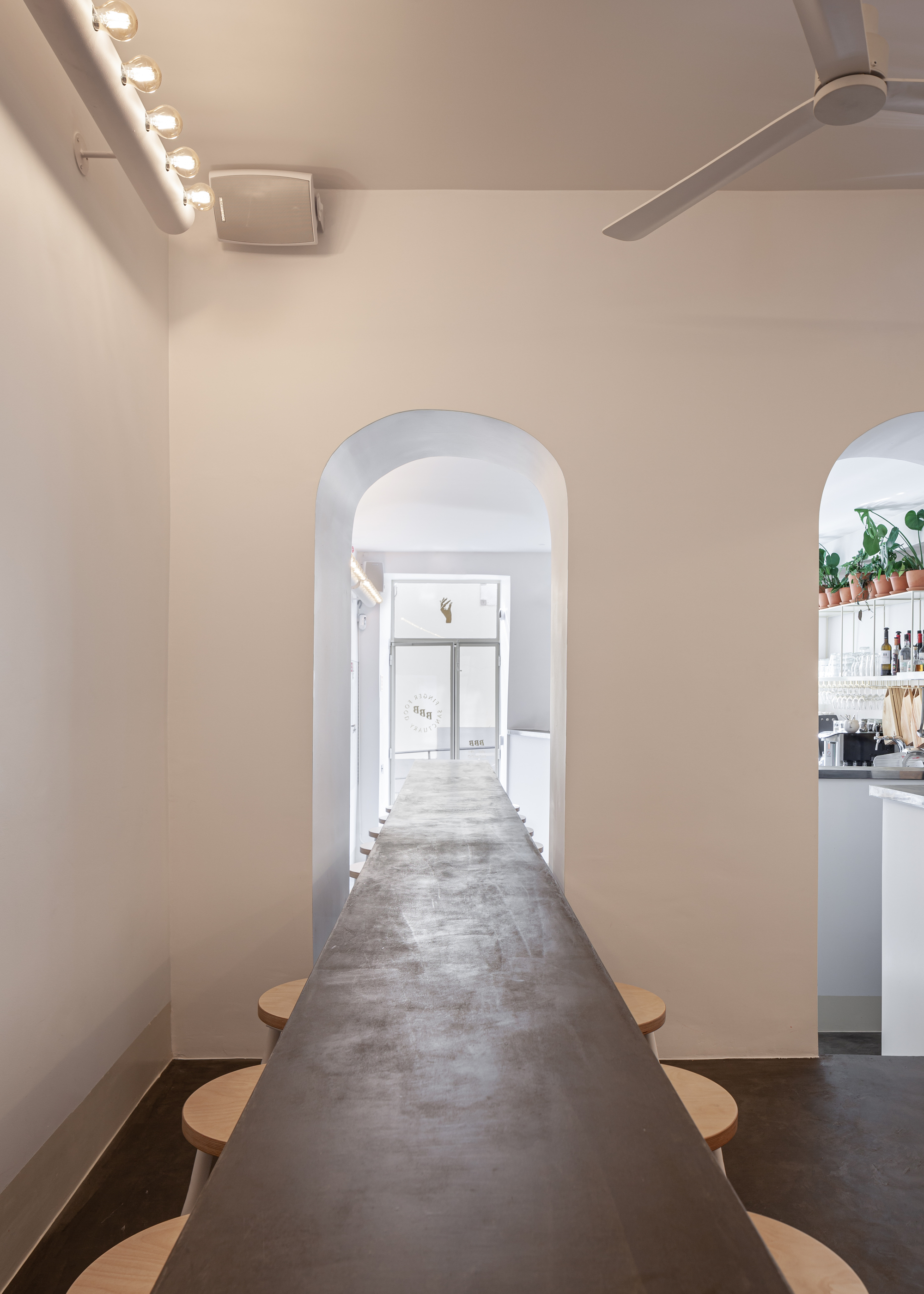 Gallery of BBB Bar / BUREAU (Daniel Zamarbide, Carine Pimenta, Galliane ...