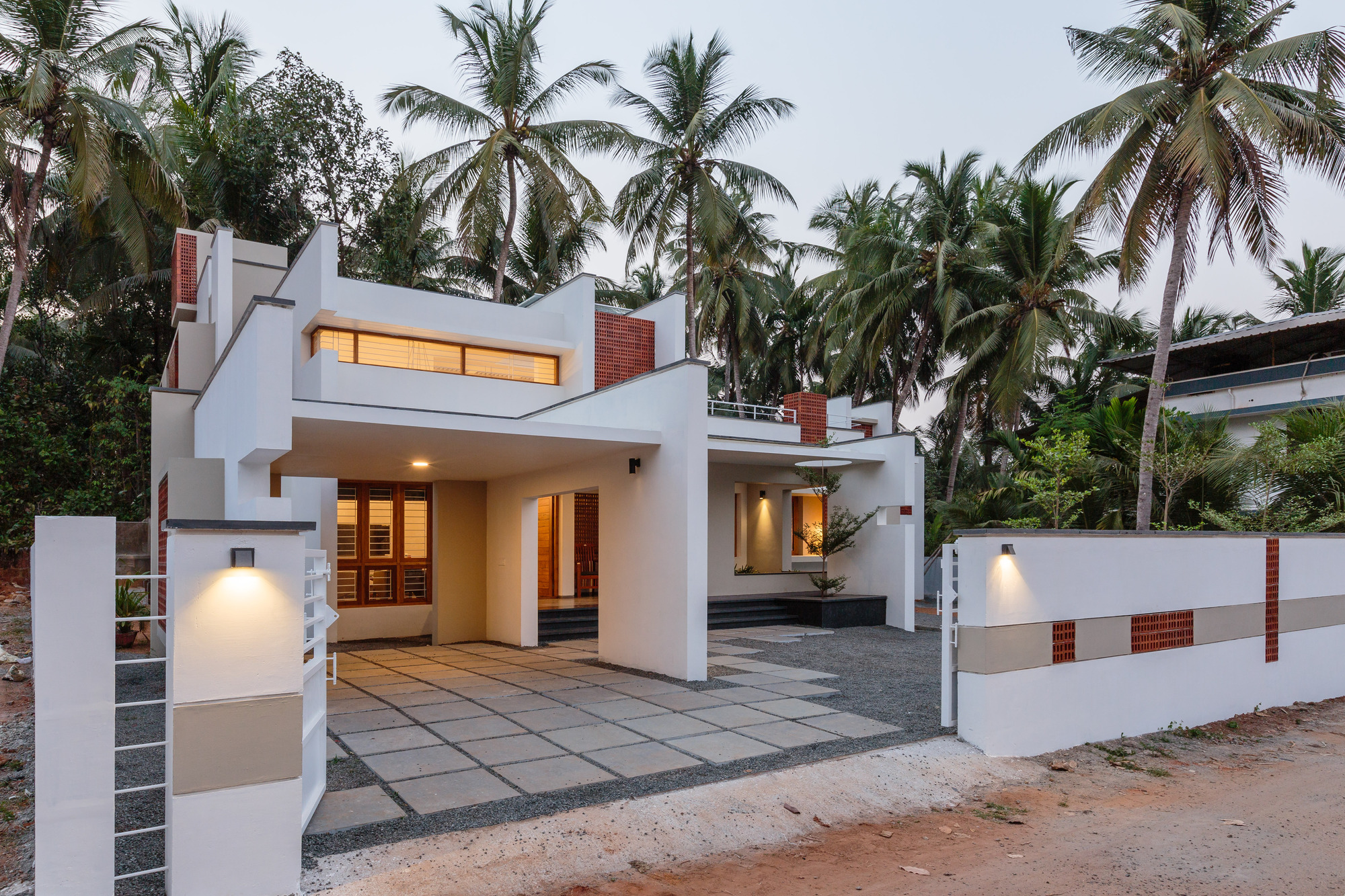 Gallery of In.X-Hale Residence / architecture.SEED - 14