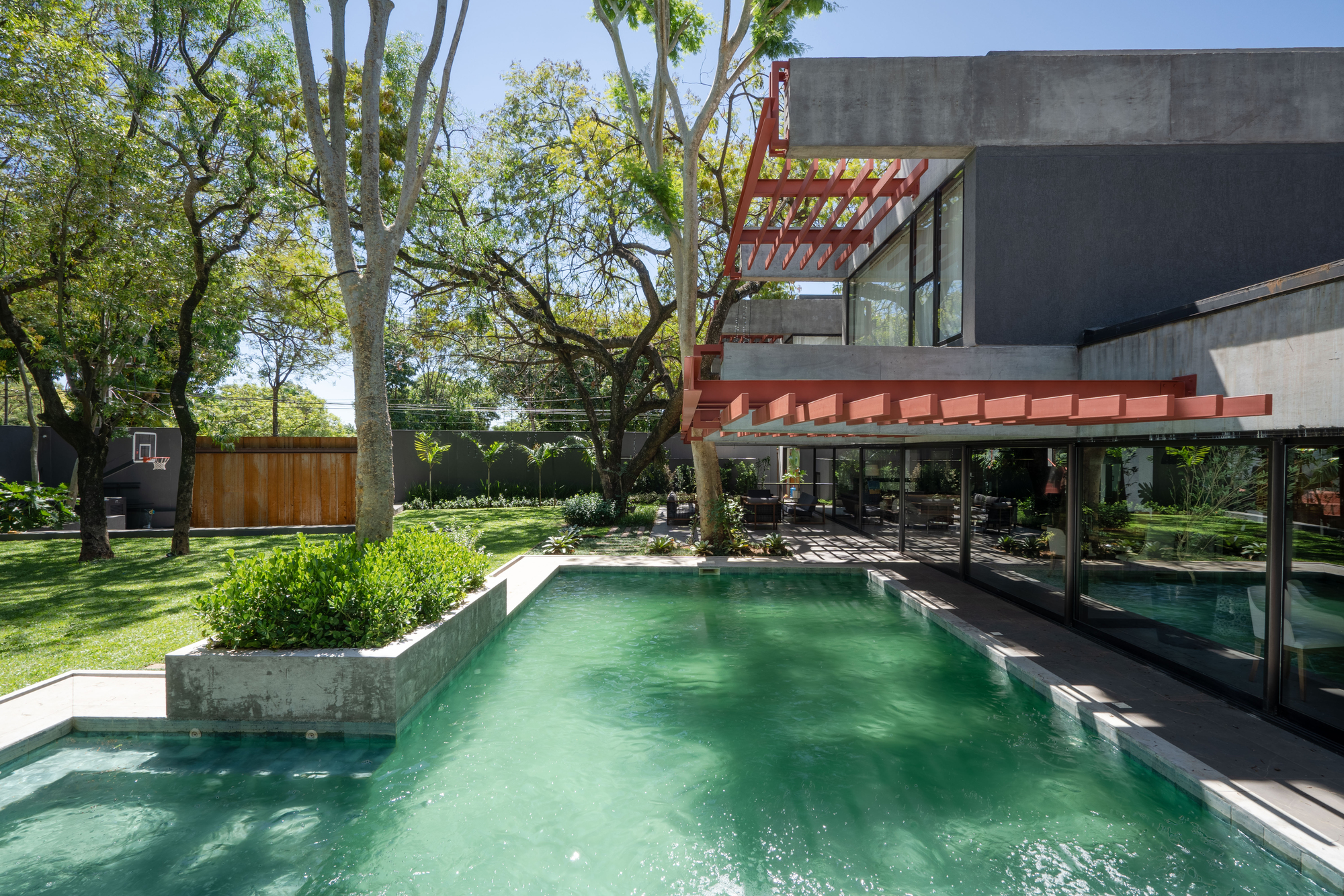 Gallery of Ensayo Rojo House / BAUEN - 19