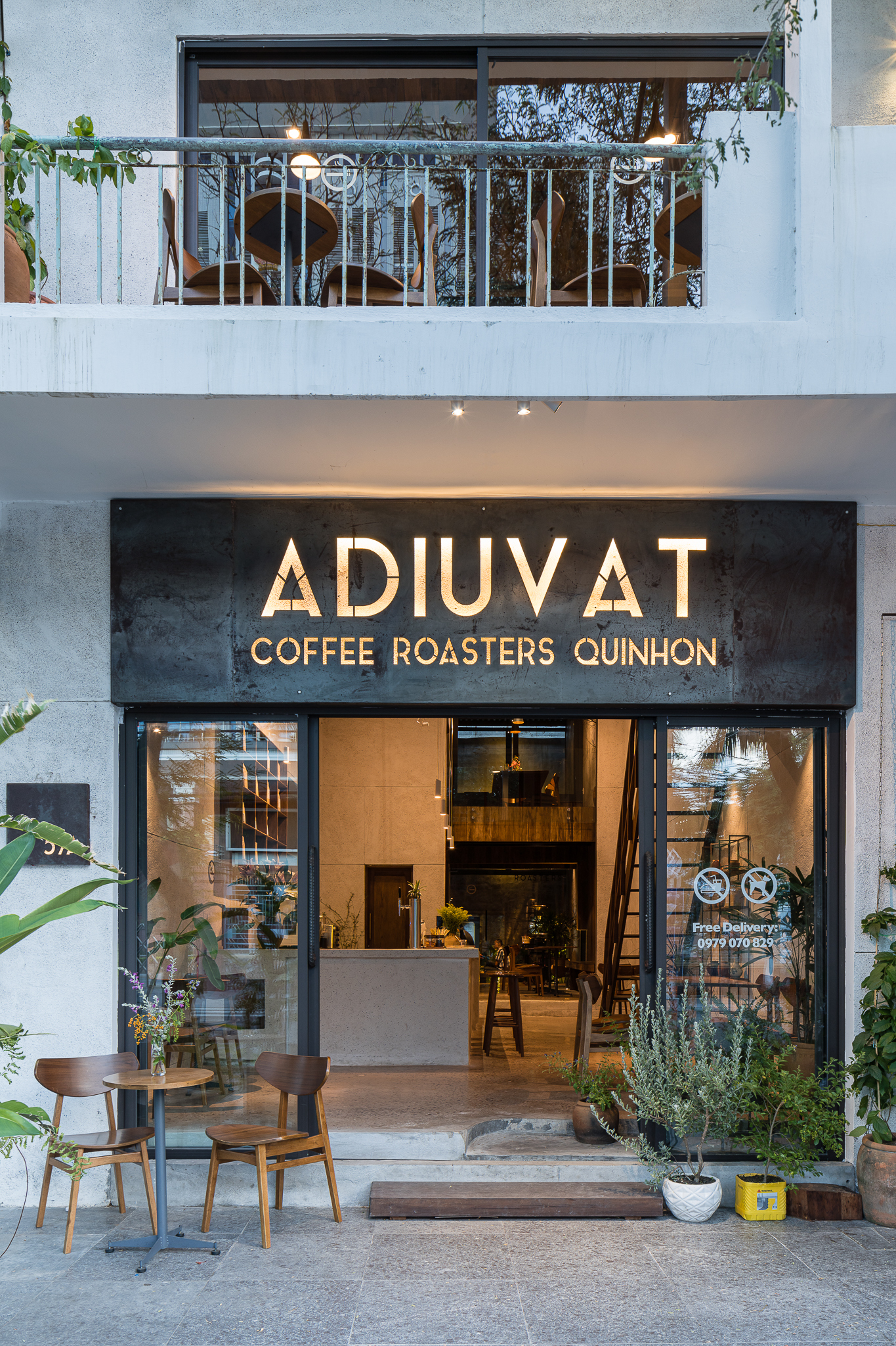 Gallery of Adiuvat Coffee Roaster Quinhon / A+H architect - 12