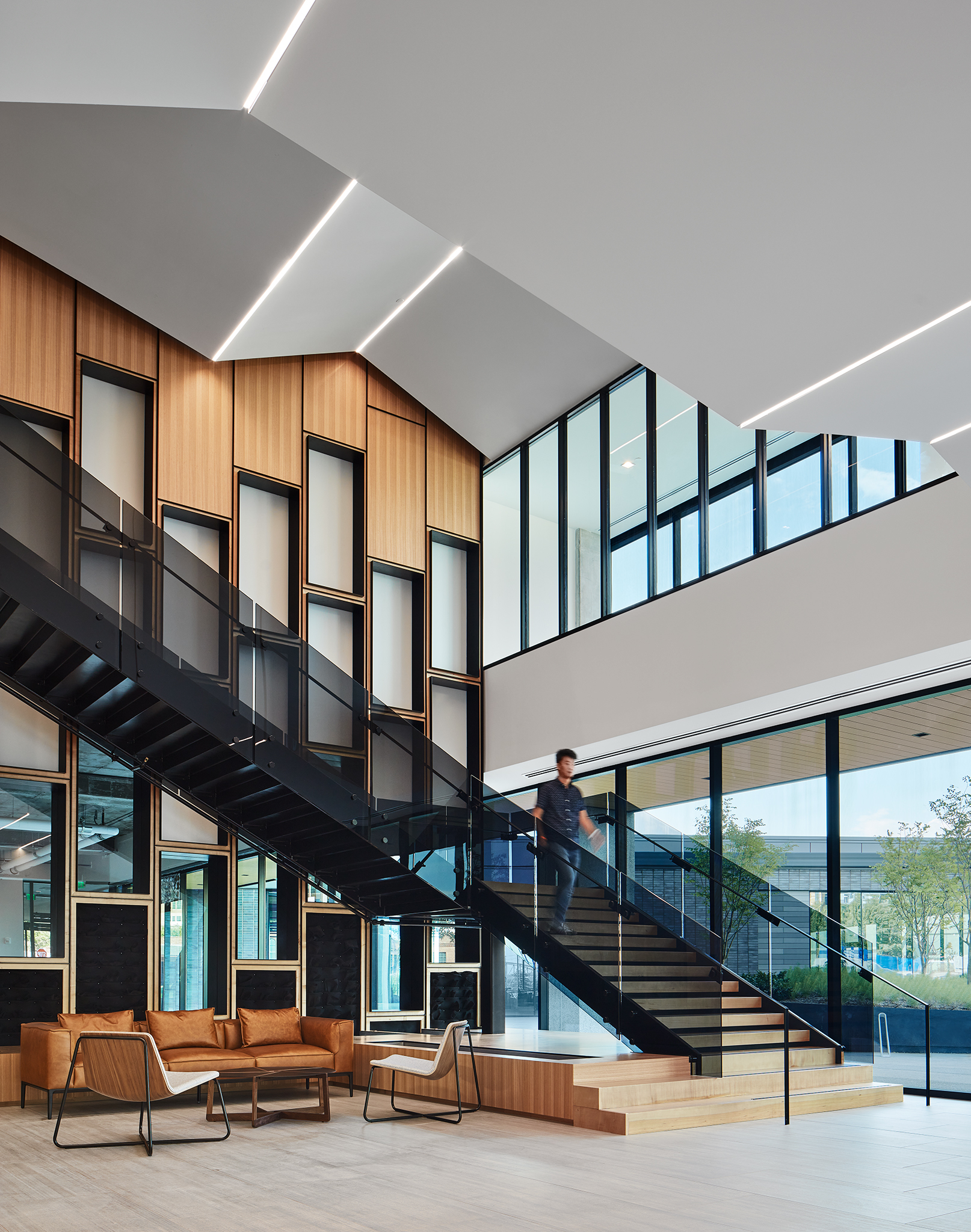 Gallery of Peabody Plaza / HASTINGS Architecture - 5