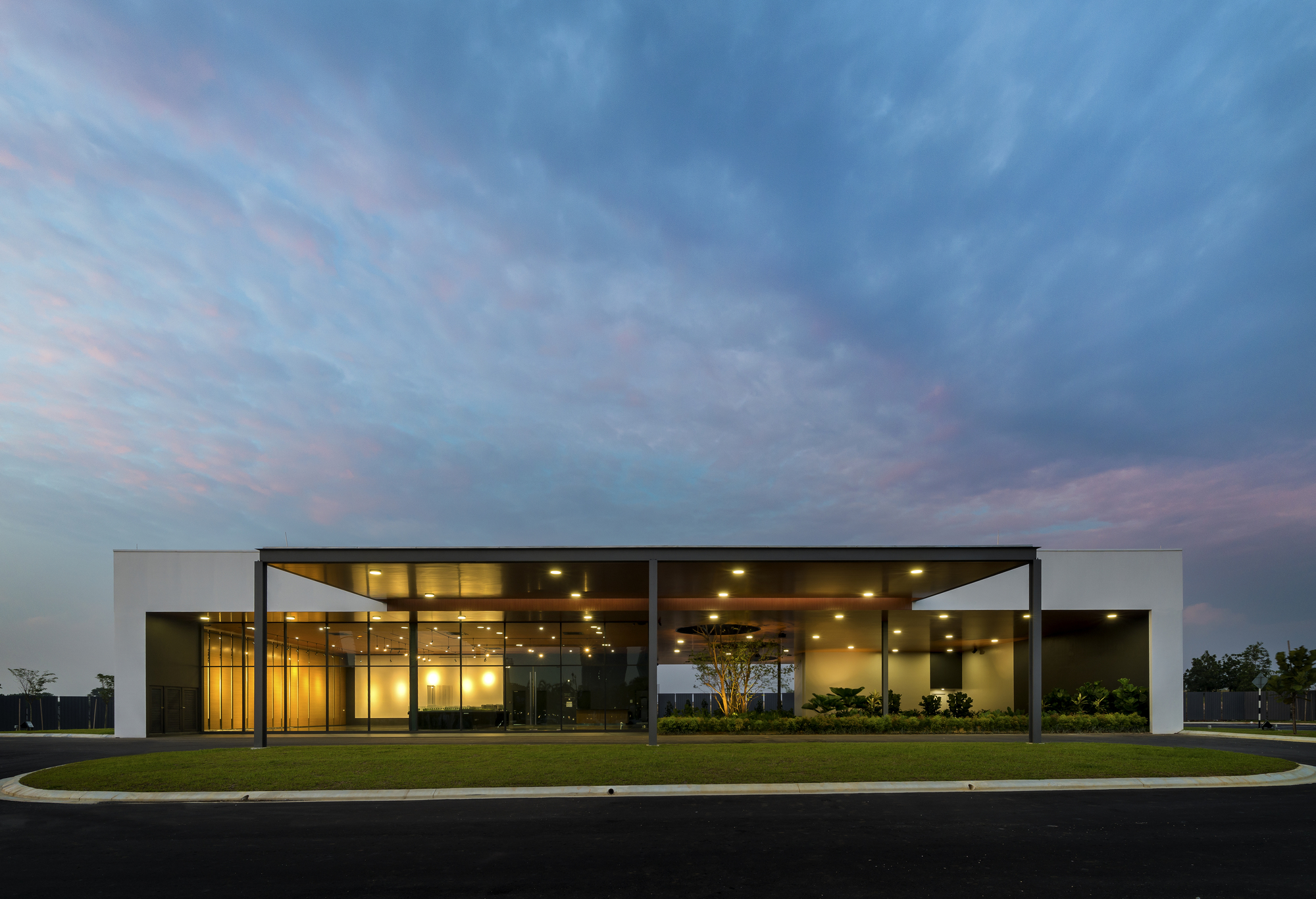 Gallery of Marina Park Pavilion / DRTAN LM Architect - 13