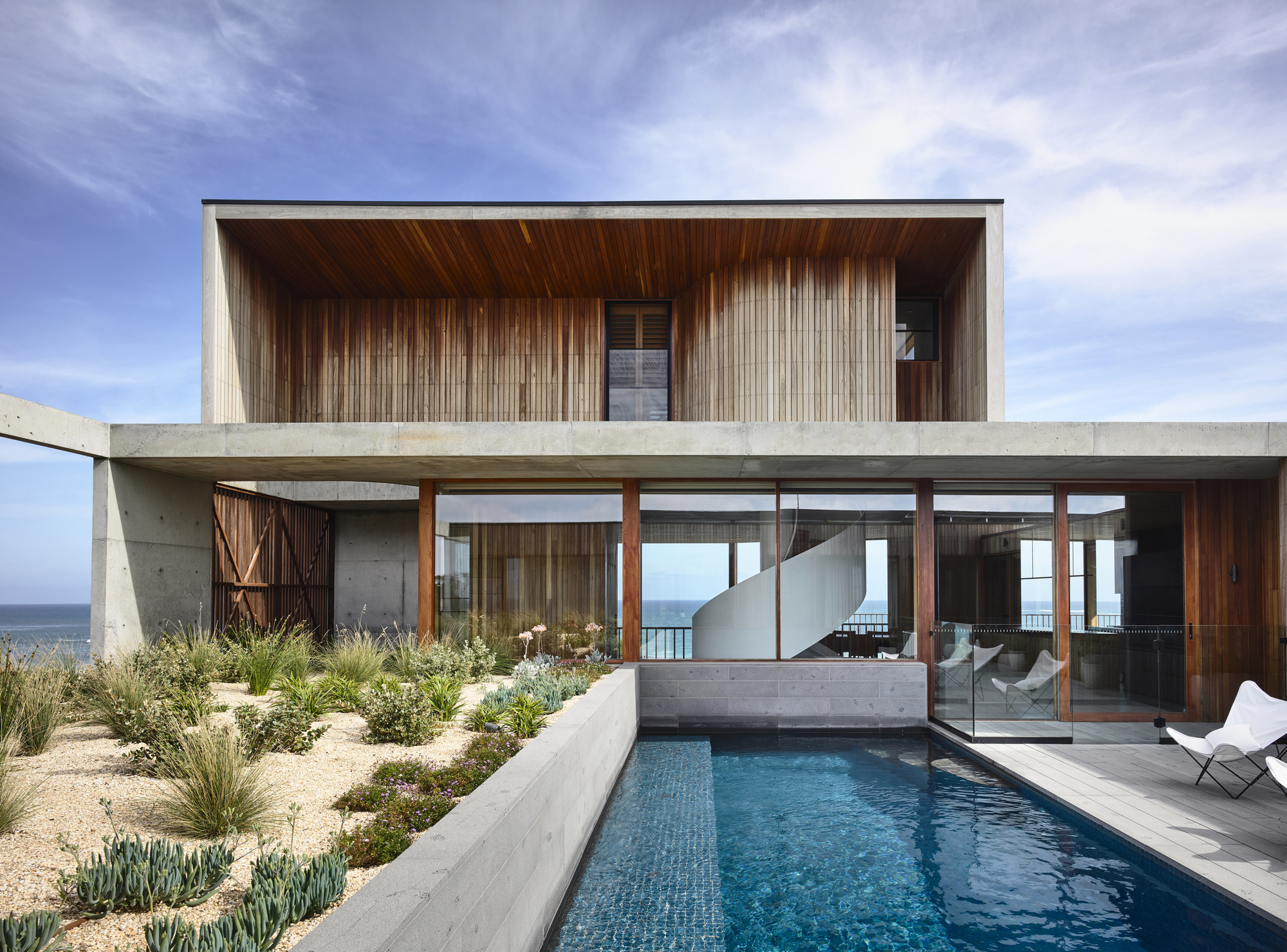 Gallery of Cliff House / Auhaus Architecture - 2
