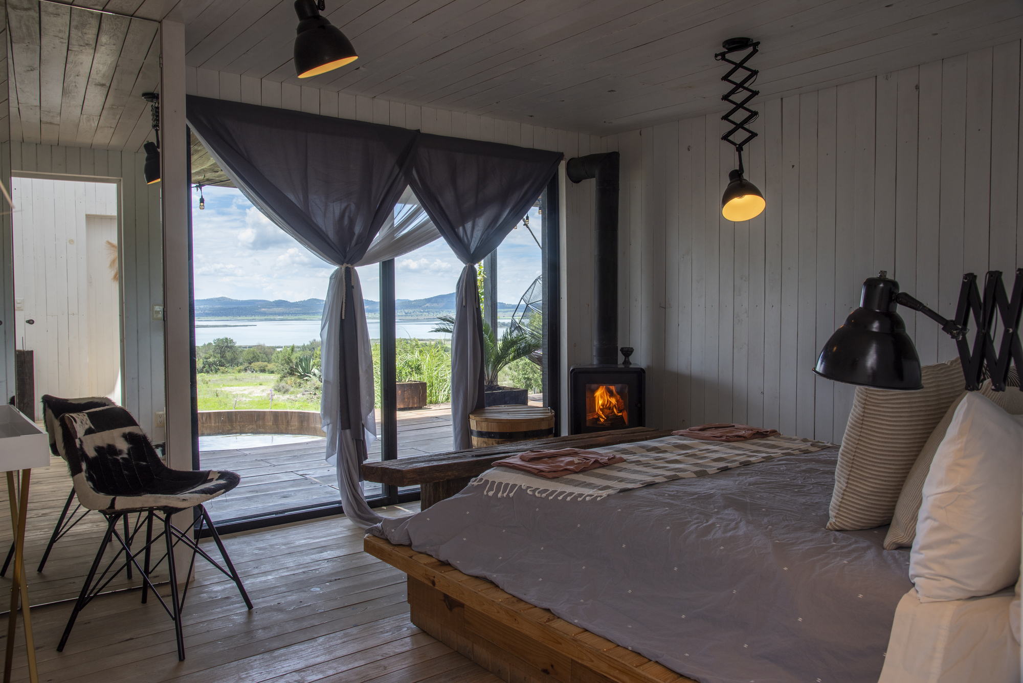 Gallery of JapoNeza Retreat / Fausto Terán - 17