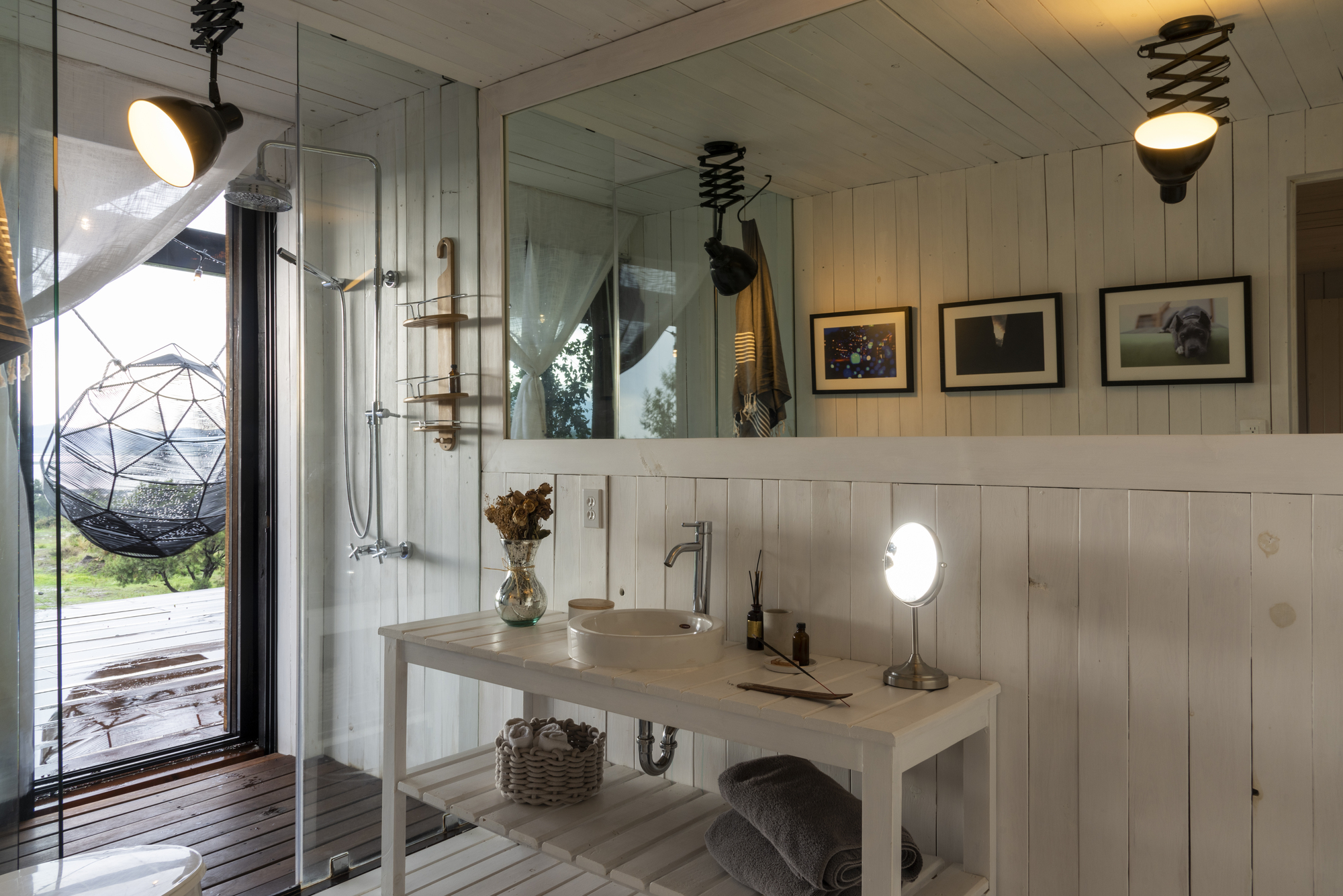 Gallery of JapoNeza Retreat / Fausto Terán - 20