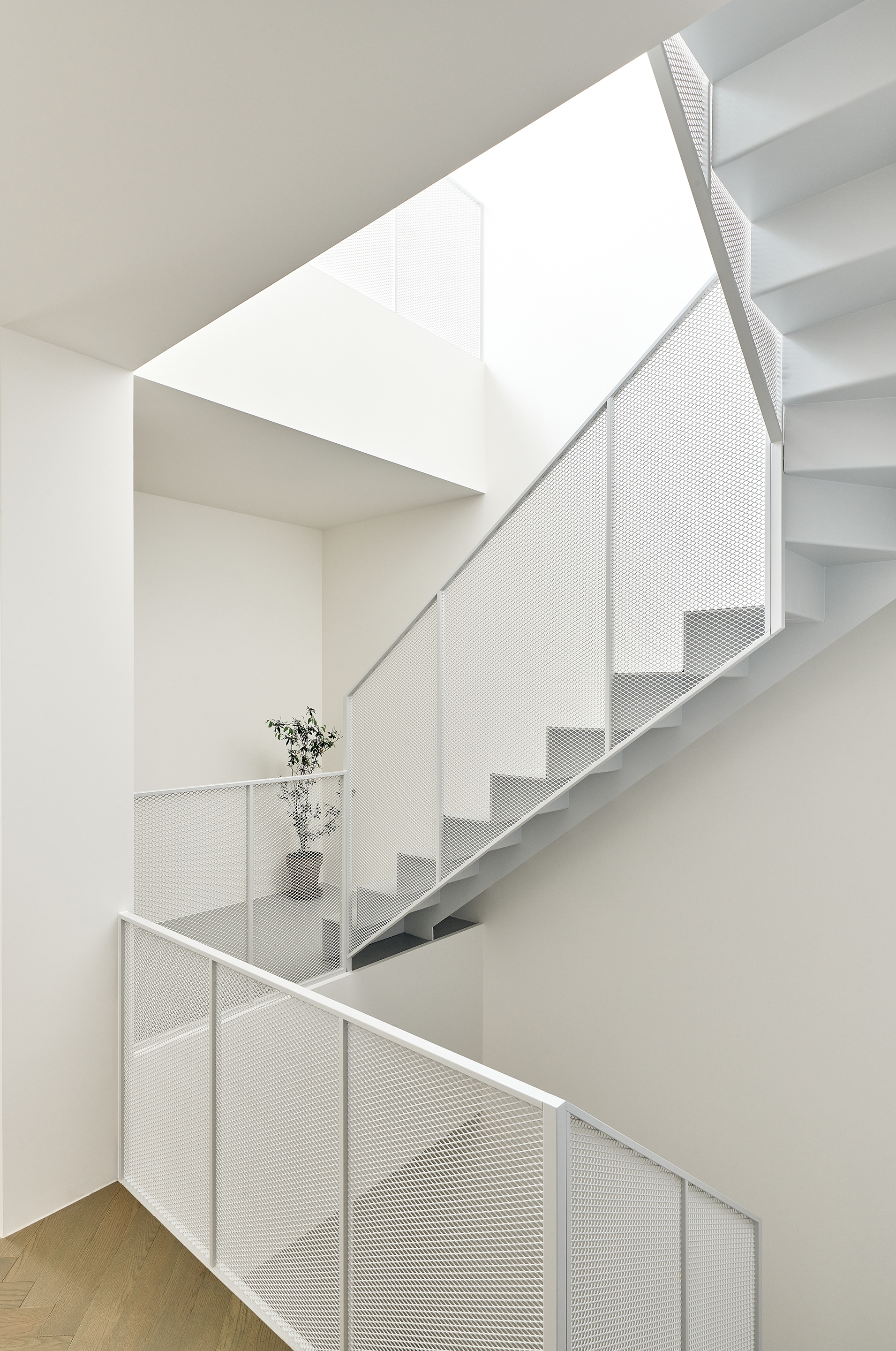 Gallery of Pan House / 2BOOKS design - 12