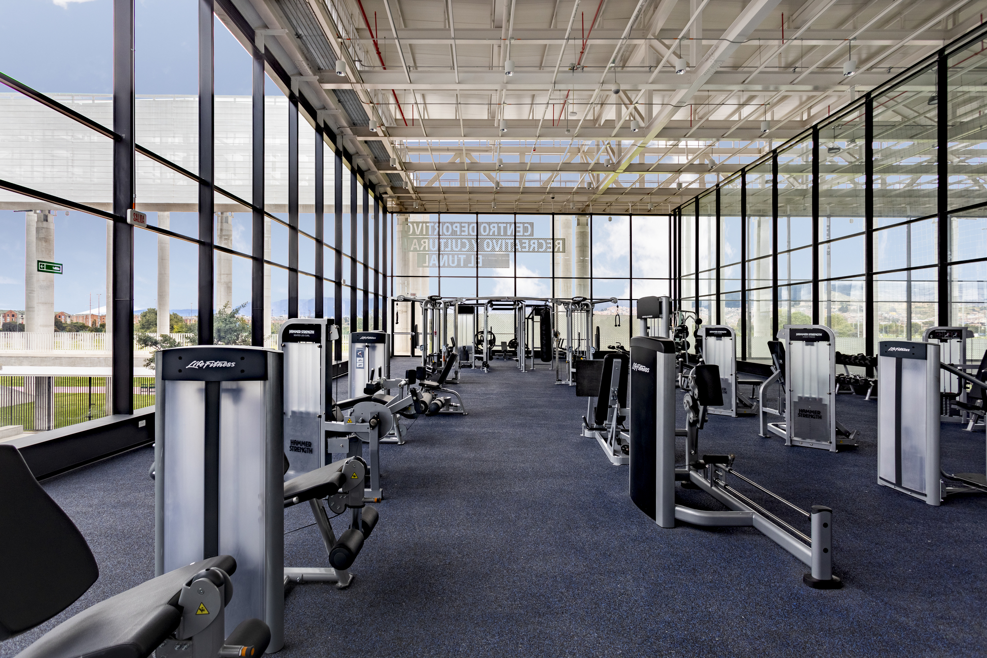 Gallery of Sports, Reacreation and Cultural Center of Parque ...