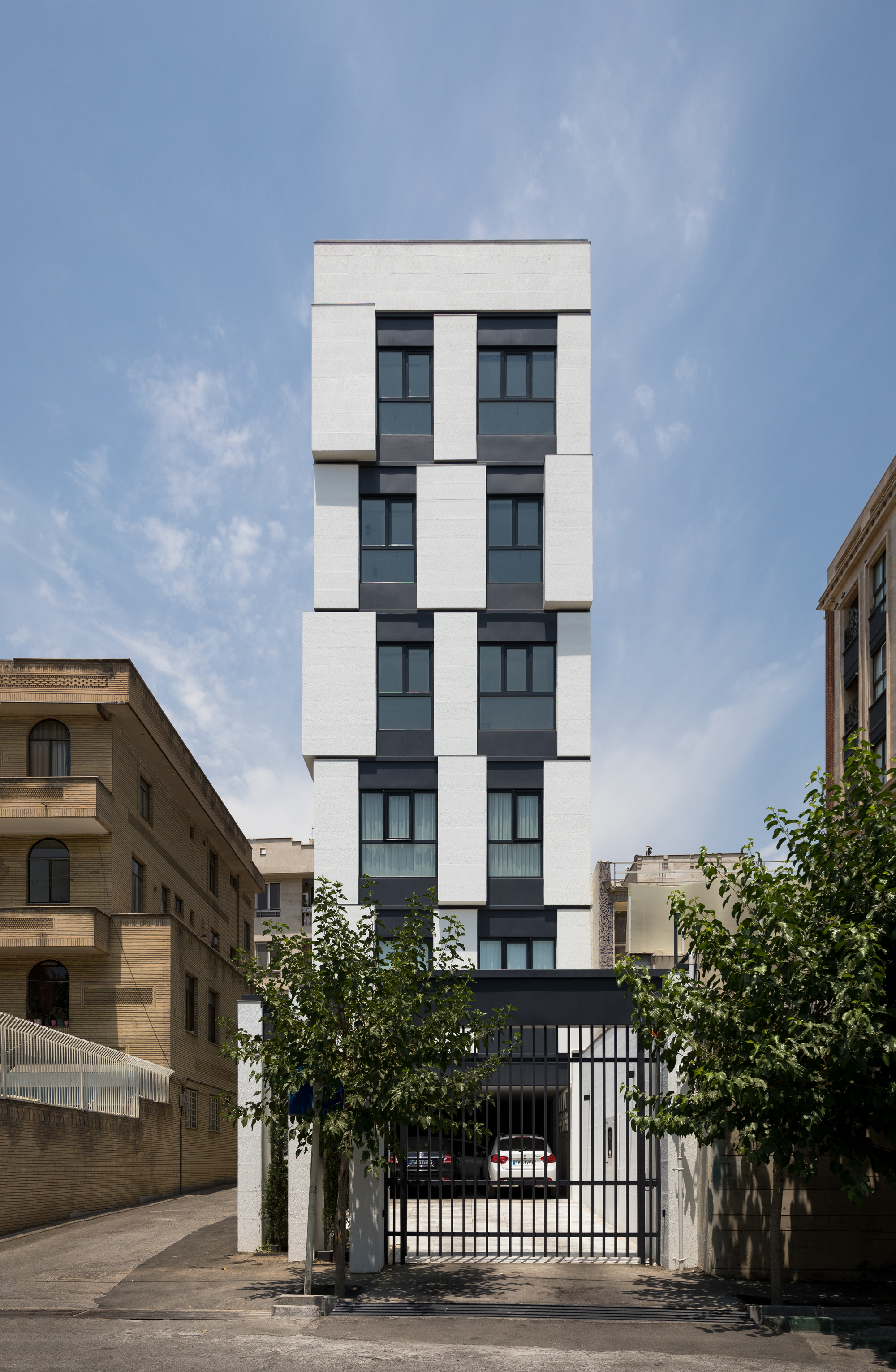 Gallery of Paeiz 5 Building / Hamed Hosseini - 8