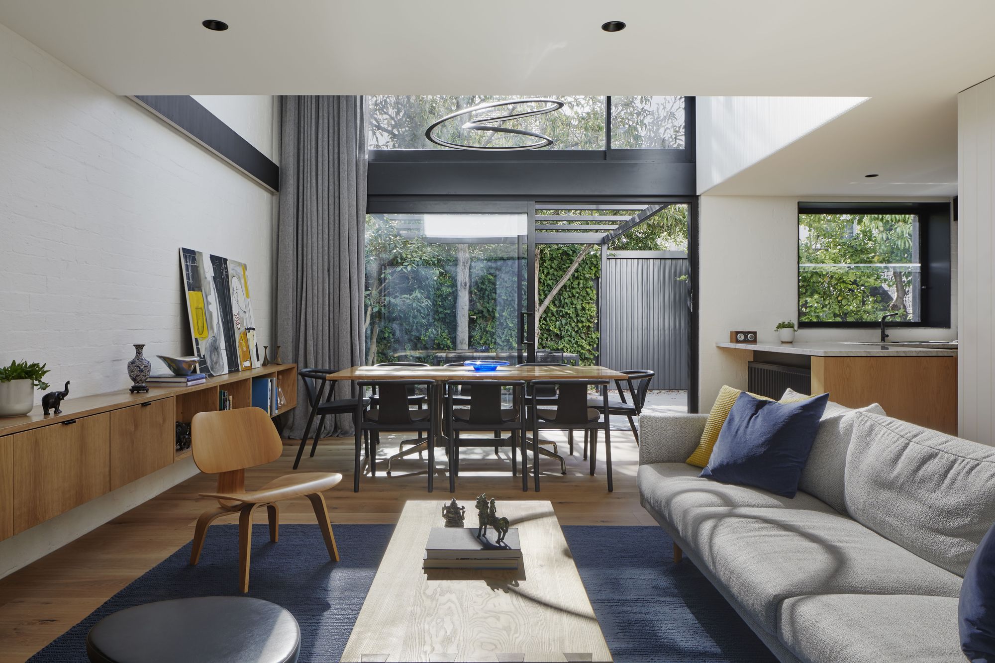 Gallery of South Yarra Void House / Andrew Child Architect - 2