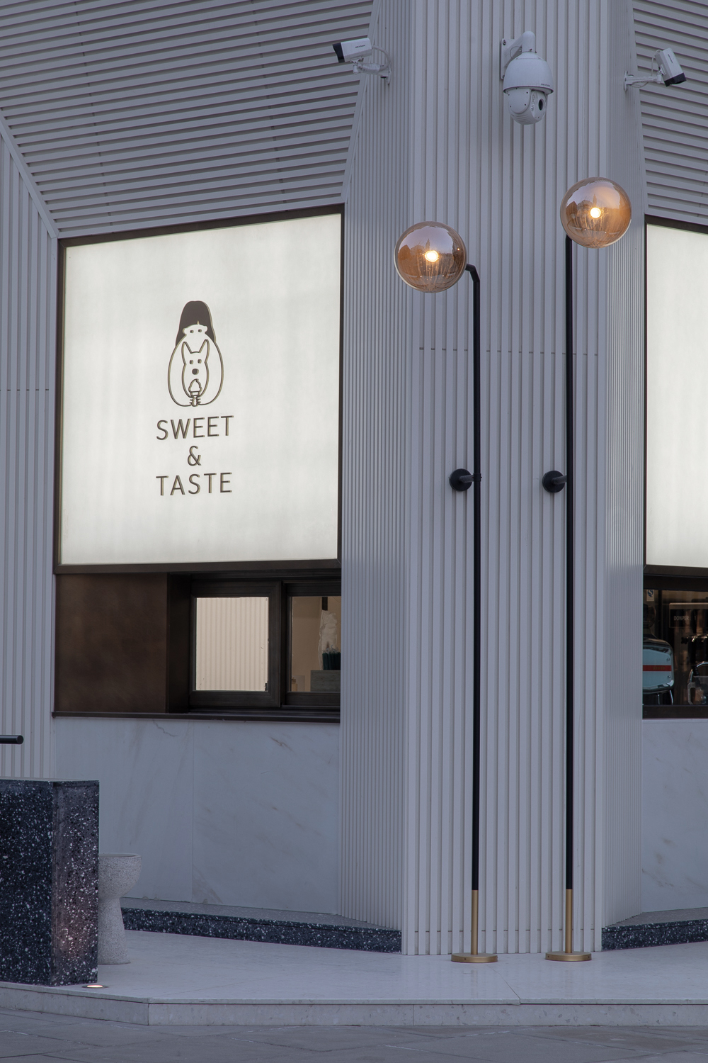 Gallery of Sweet & Taste Store / Y SPACE - 12