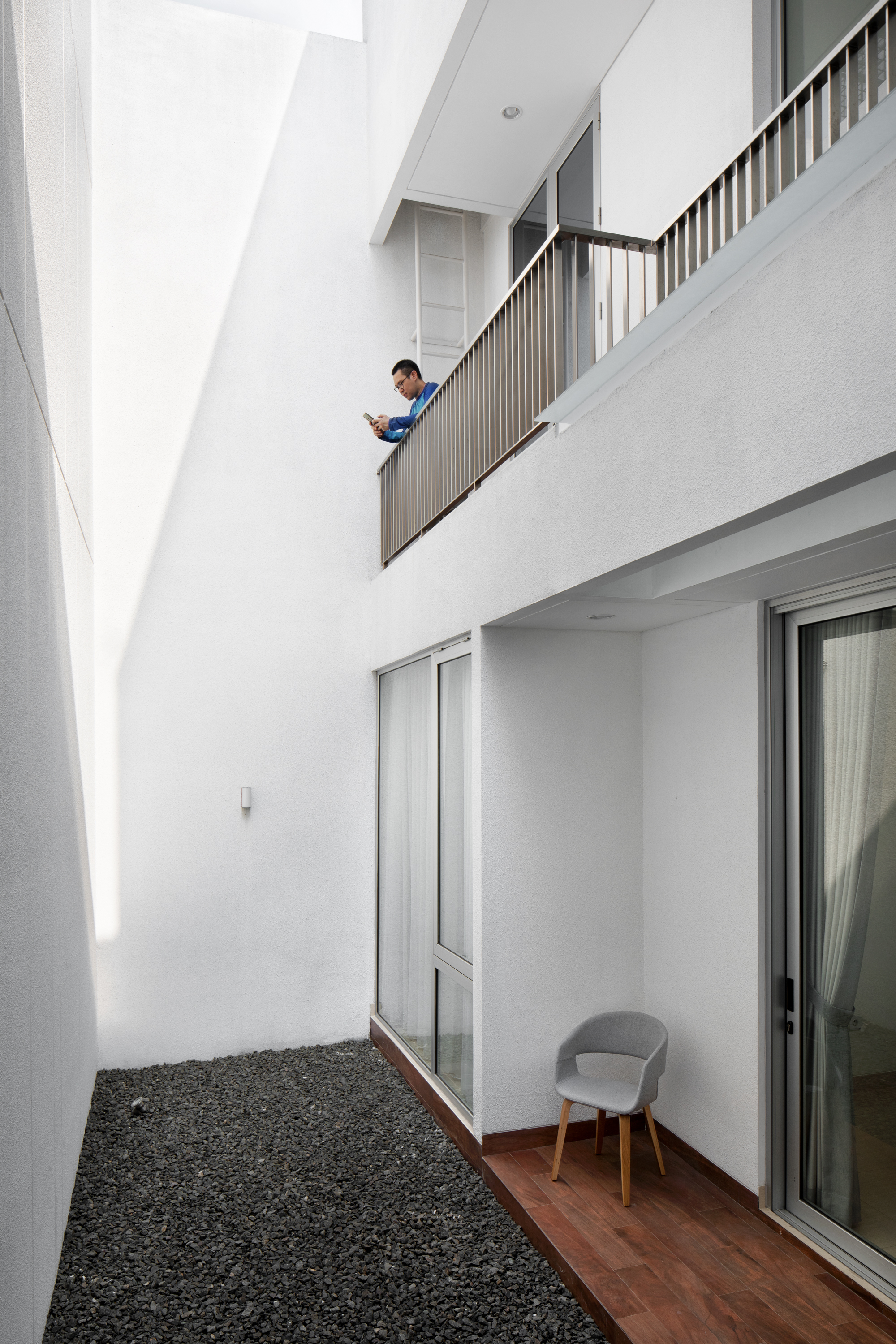 Gallery of The Silver Lining House / Studio Lawang - 4