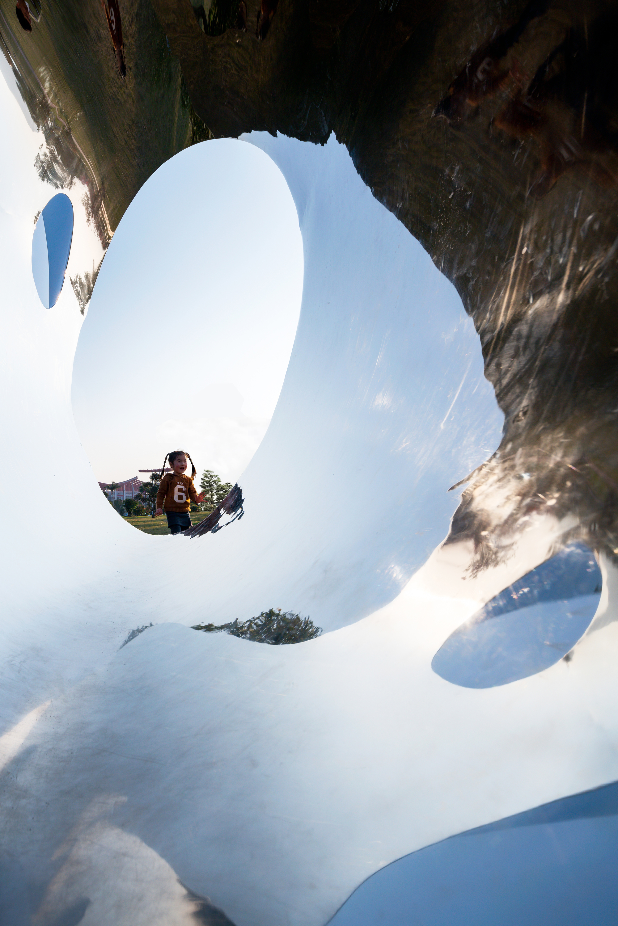 Gallery of Six Sections / Studio Link-Arc - 3