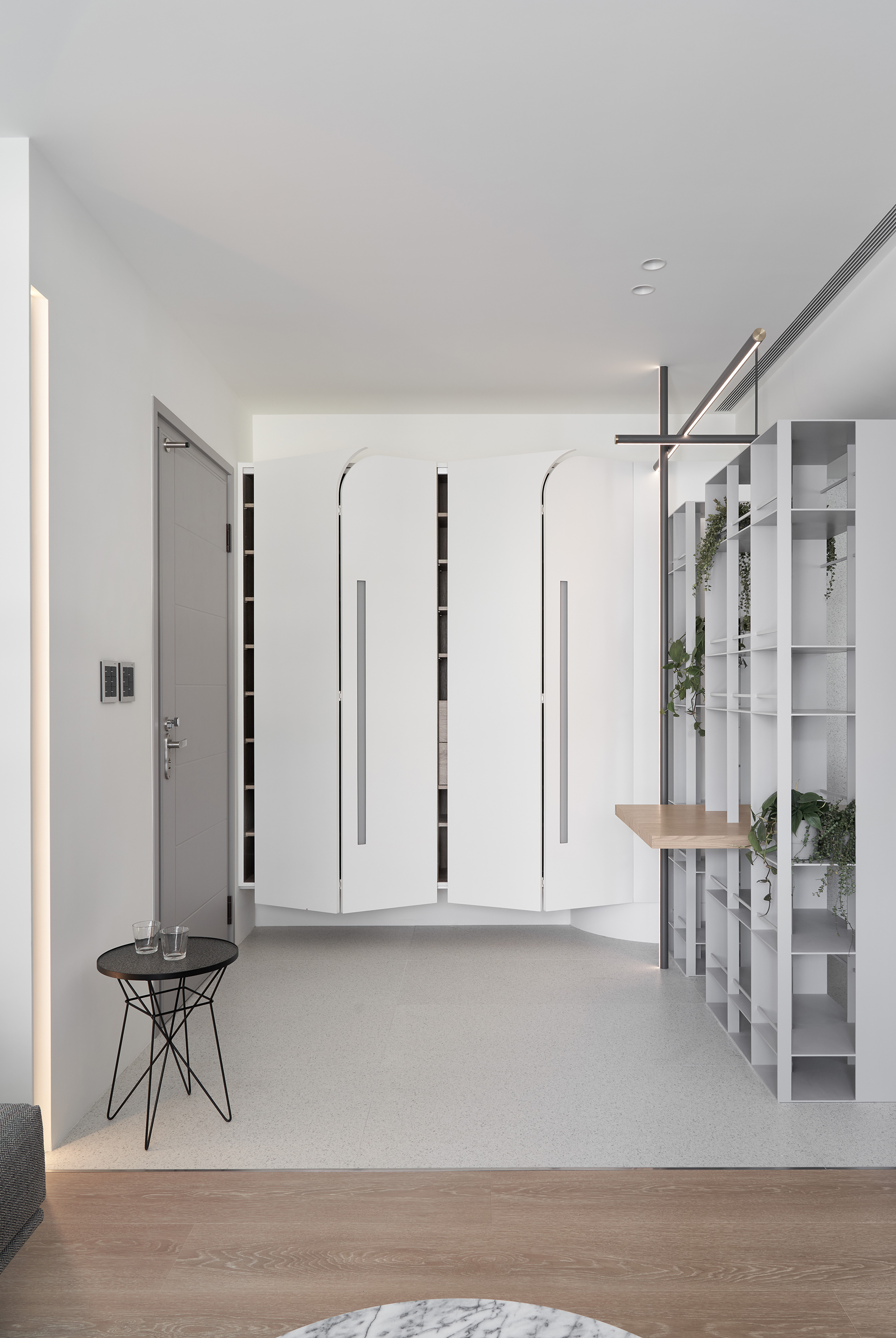 Gallery of Axis House / LCGA Design - 10