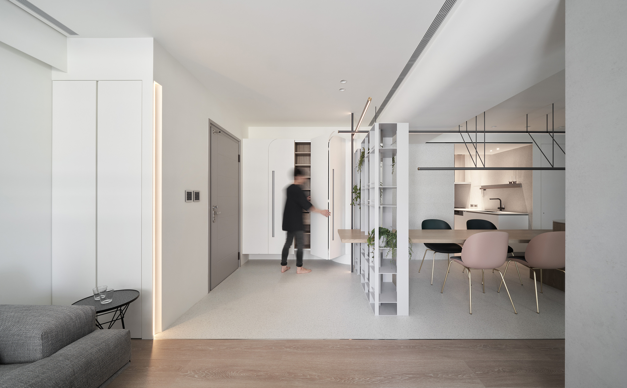 Gallery of Axis House / LCGA Design - 3