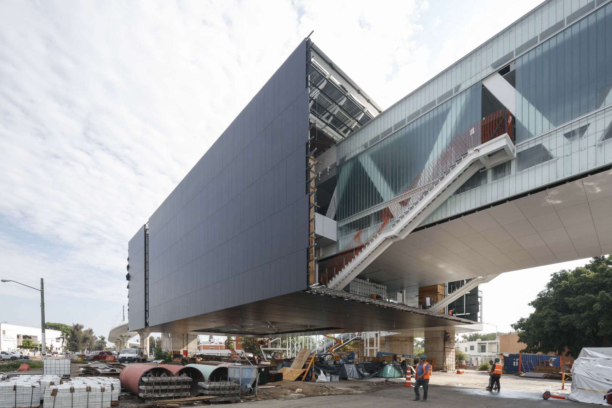 Galería de Se inaugura la Línea 3 del Tren Ligero en Guadalajara - 10