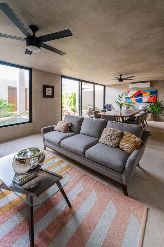 Empírea House / TACO taller de arquitectura contextual | ArchDaily