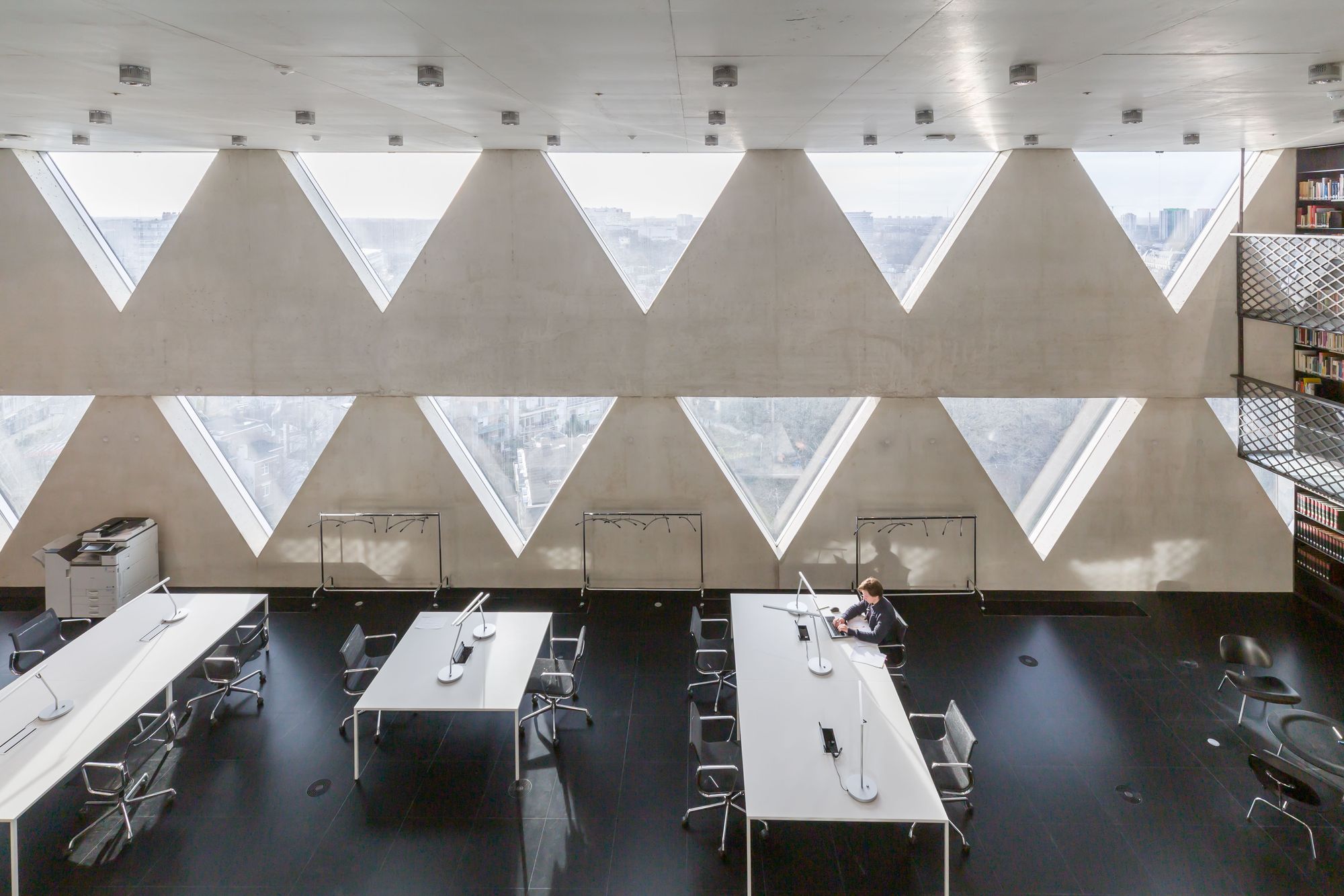 Gallery of Headquarters of the Province of Antwerp / XDGA - 13