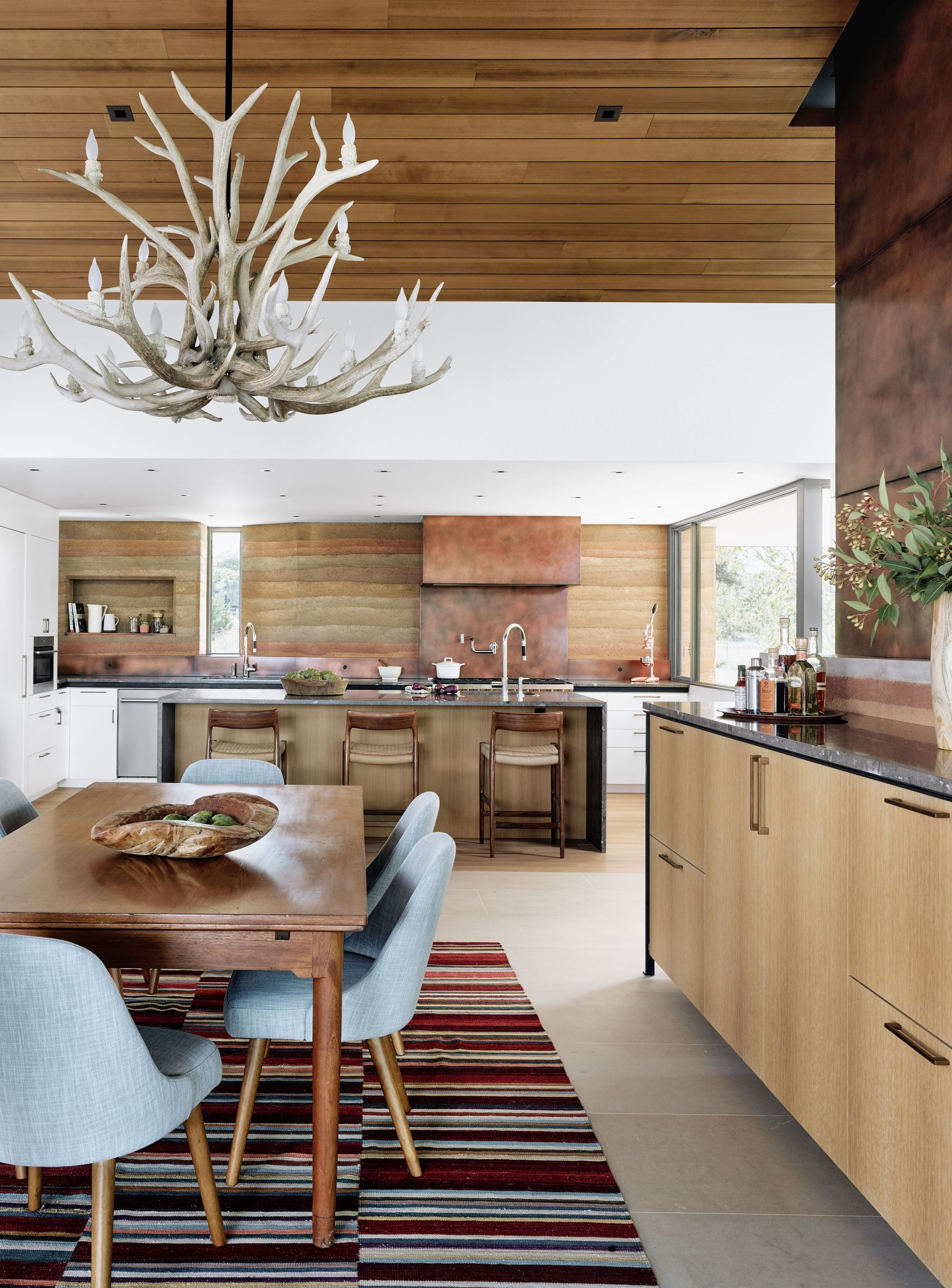 Gallery of River Ranch / Jobe Corral Architects - 10