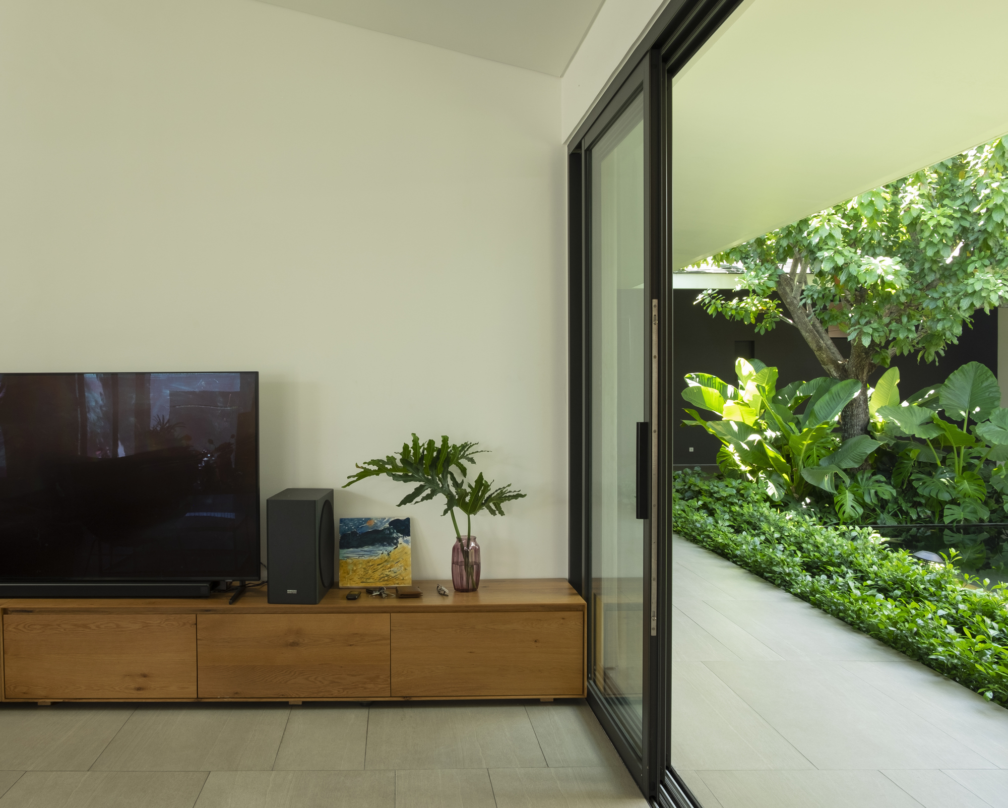 Gallery of Hoc Mon House / TAA DESIGN - 20