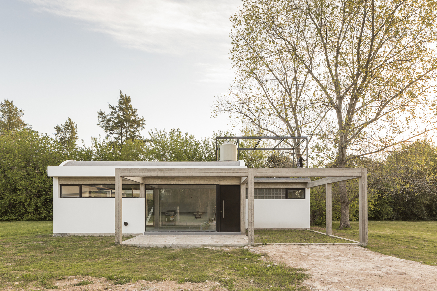 Gallery of Virginia House / Reimers Risso Arquitectura - 10