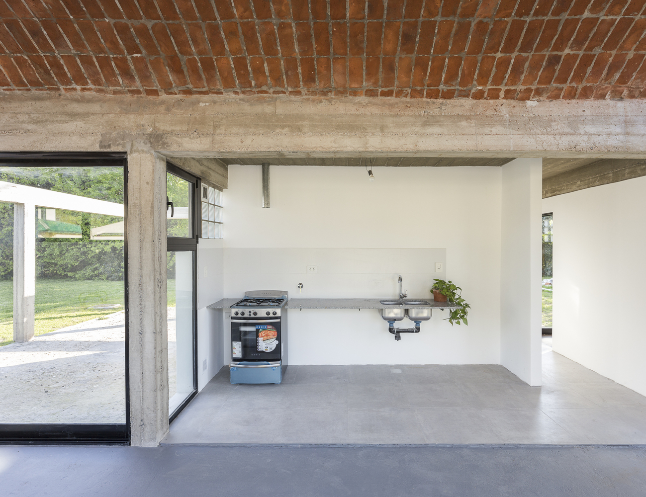 Gallery of Virginia House / Reimers Risso Arquitectura - 13