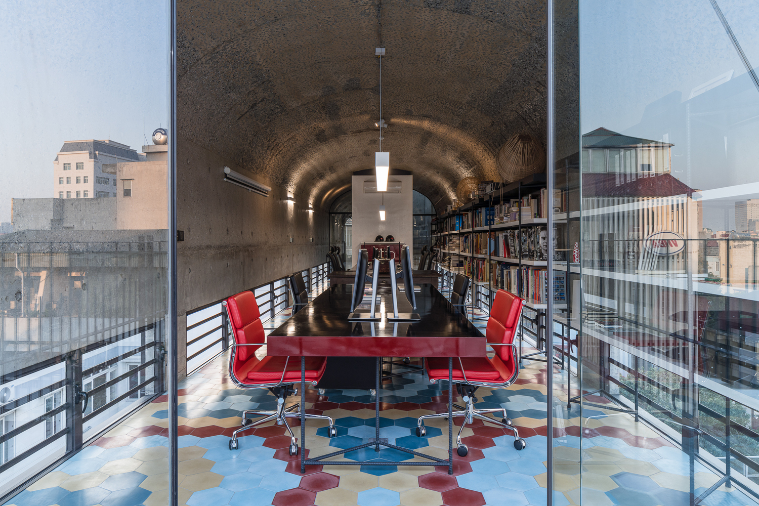 Gallery of VUUV building / VUUV Architecture and Interior Design - 14