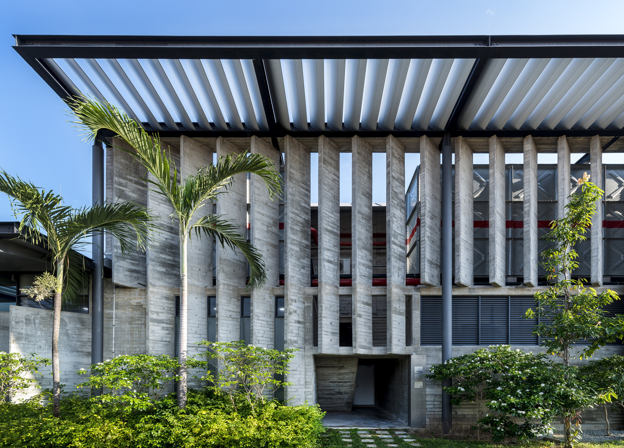 Gallery of Factory in the Forest / Design Unit Architects Snd Bhd - 9