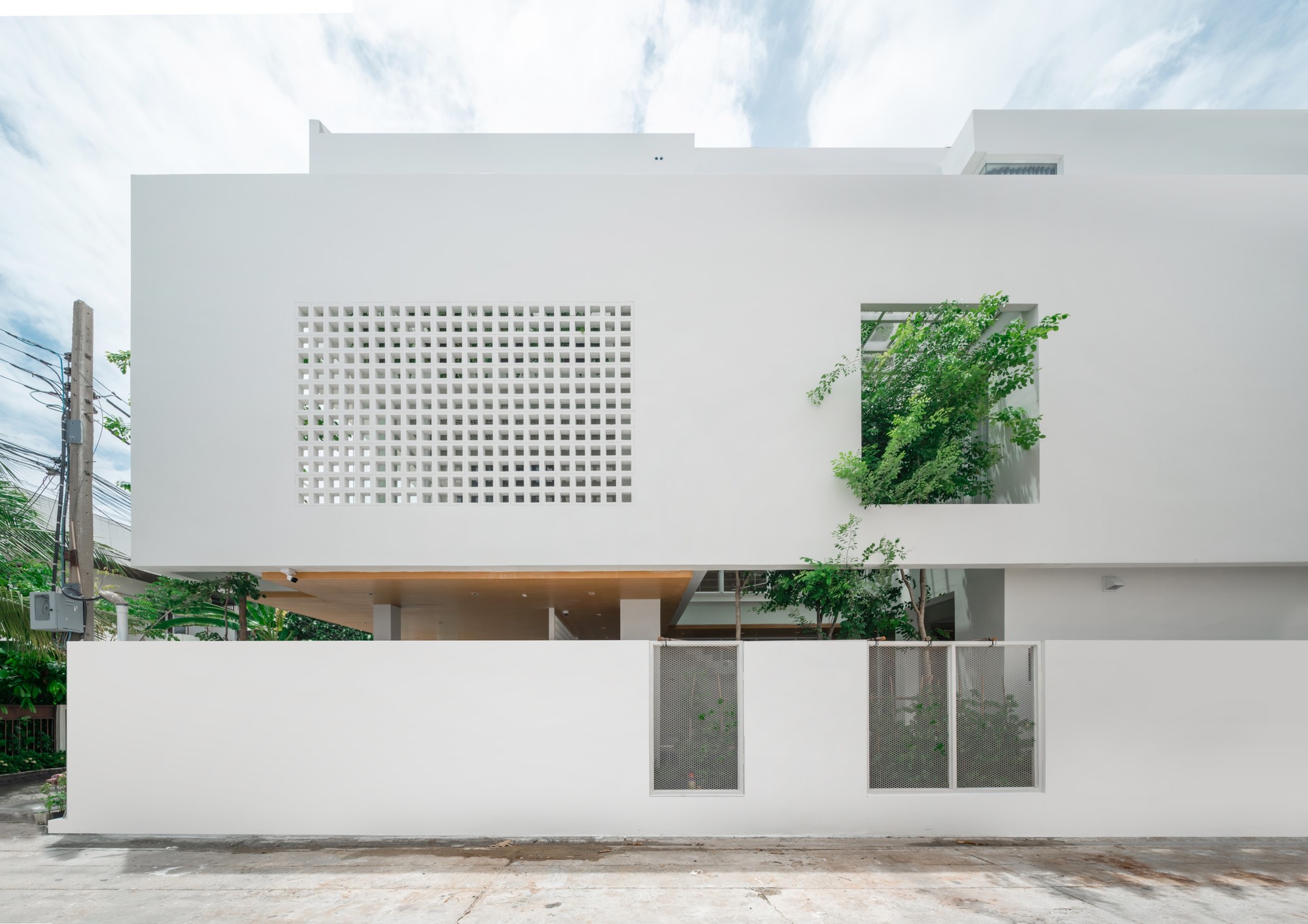 Gallery of ARI House / Greenbox Design - 19