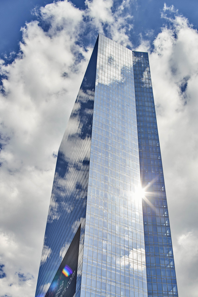 Gallery of The Modern Residential Towers / Elkus Manfredi Architects - 1