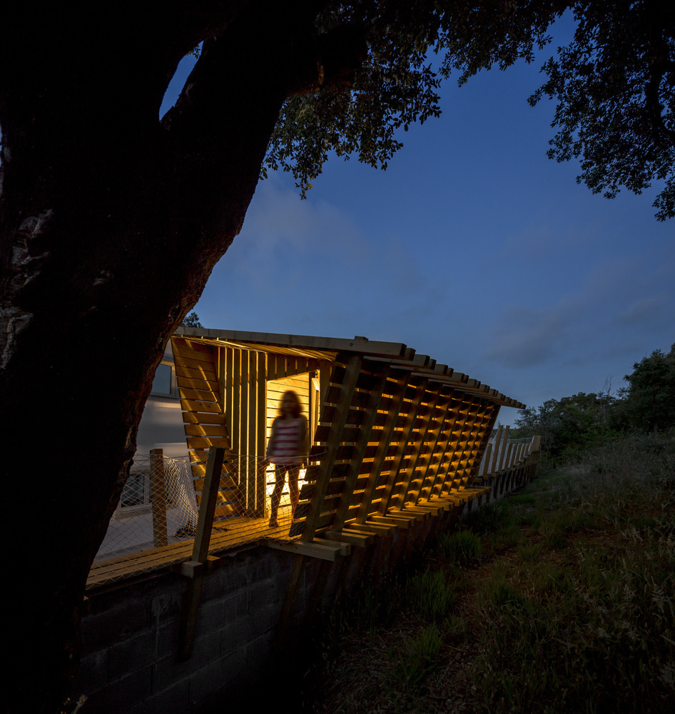 Gallery of Portugal in Small-Scale: 15 Architecture Projects Under 25m² ...