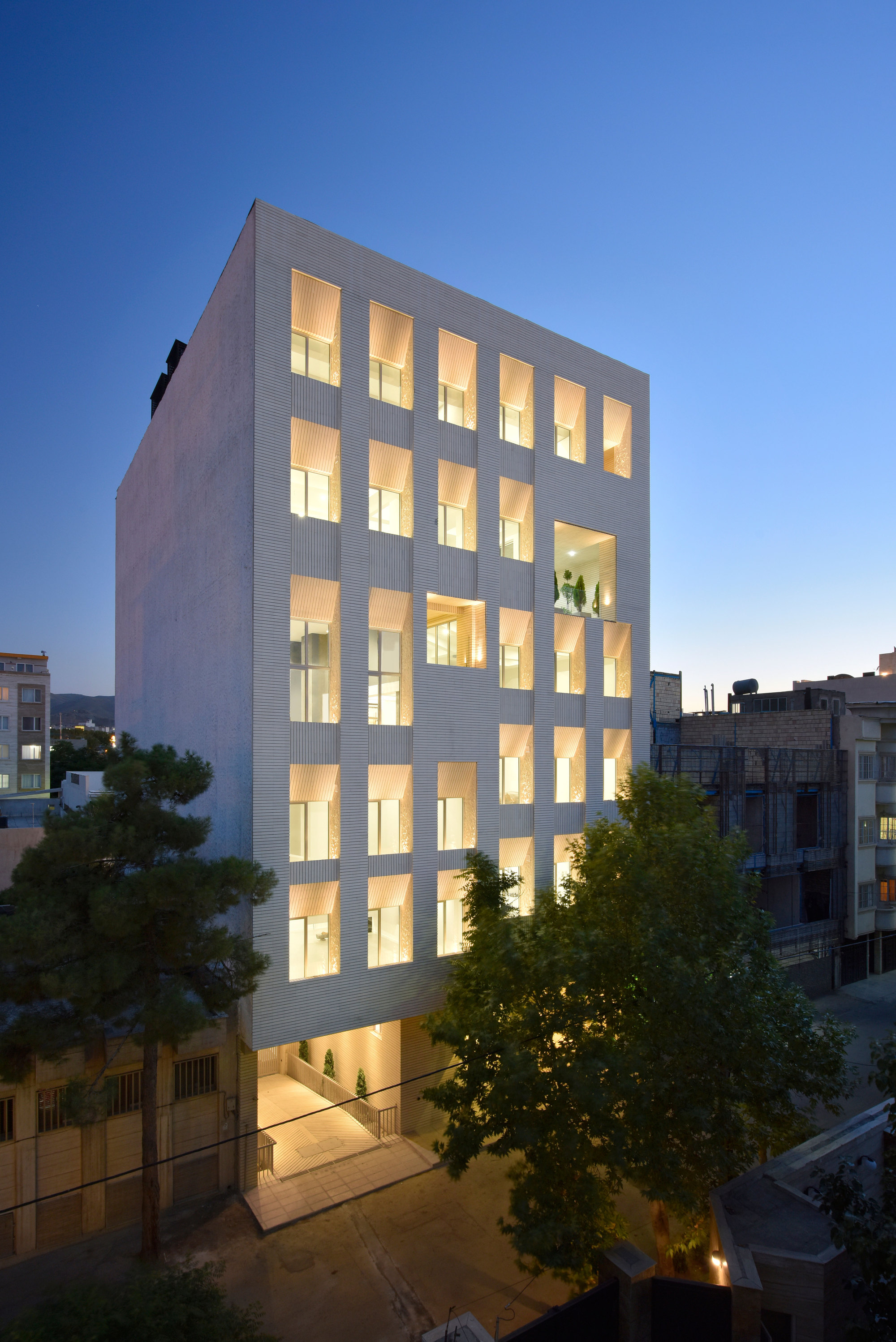 Gallery of 16 | The Moment Residential Building / Pi architects - 22
