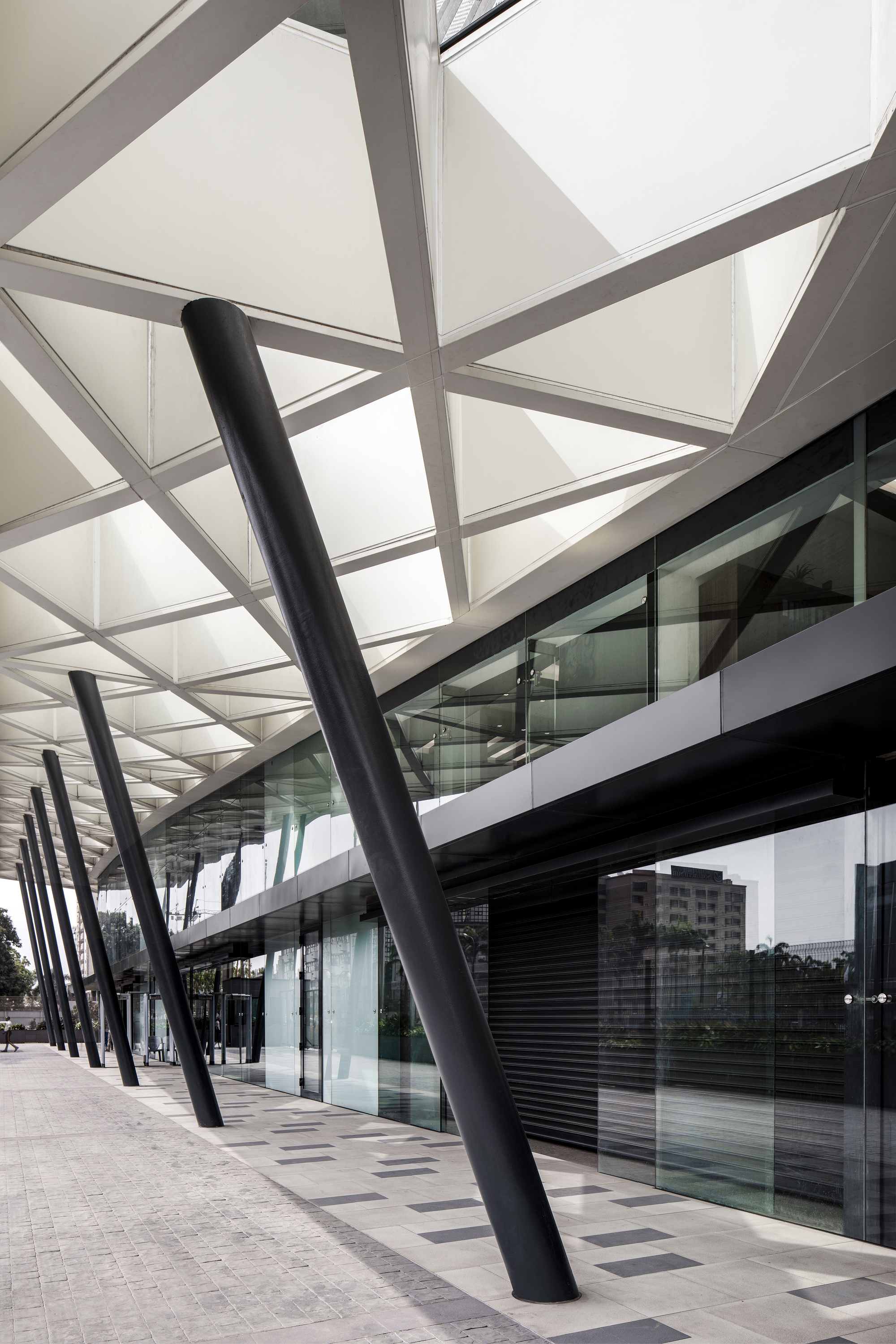 Gallery of Kingsway Tower / SAOTA - 11