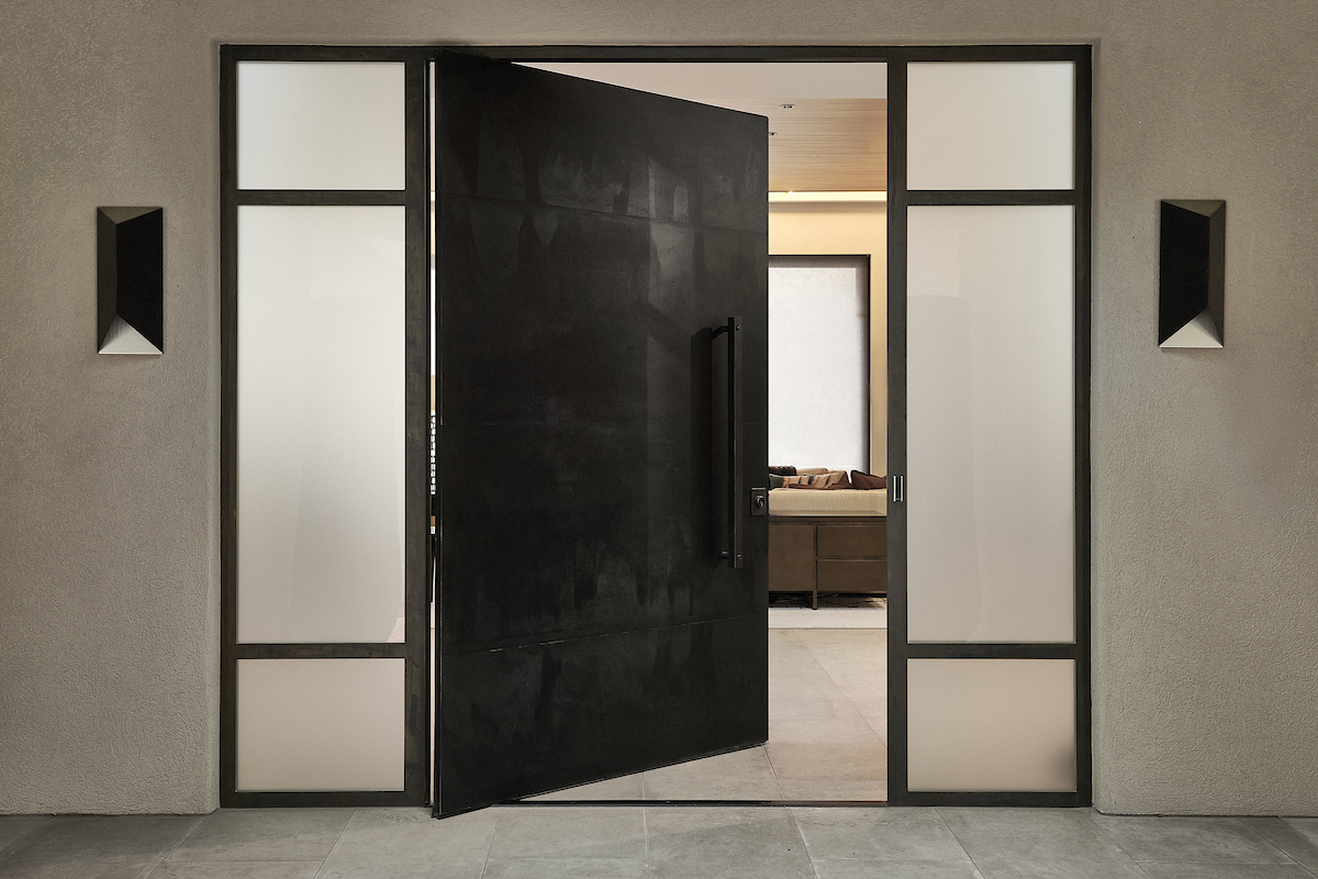 Gallery of 6 Ways to Enhance your Design with a Pivot Door - 13