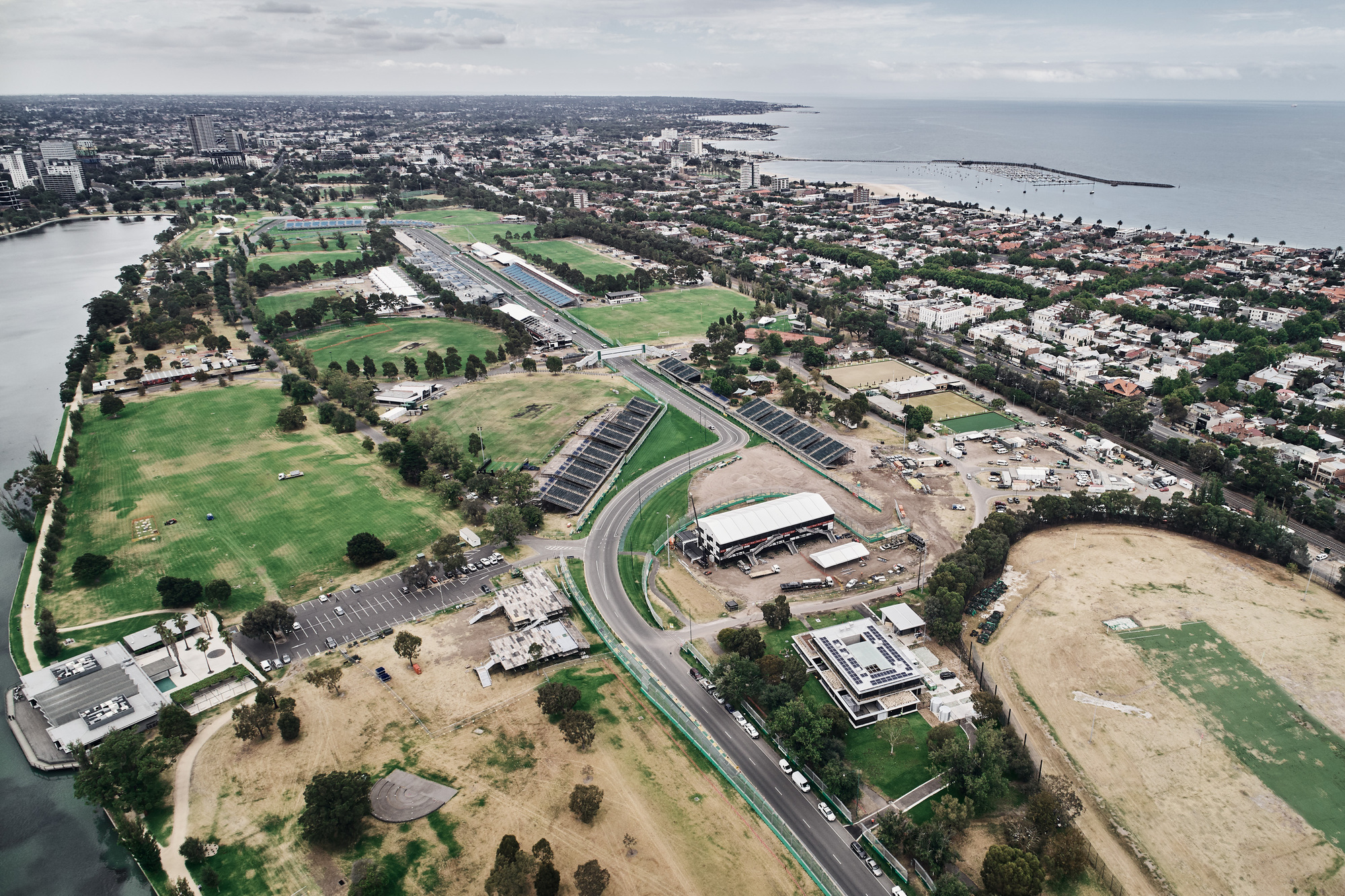 Gallery of Albert Park Office and Depot / Harrison and White + Archier - 12