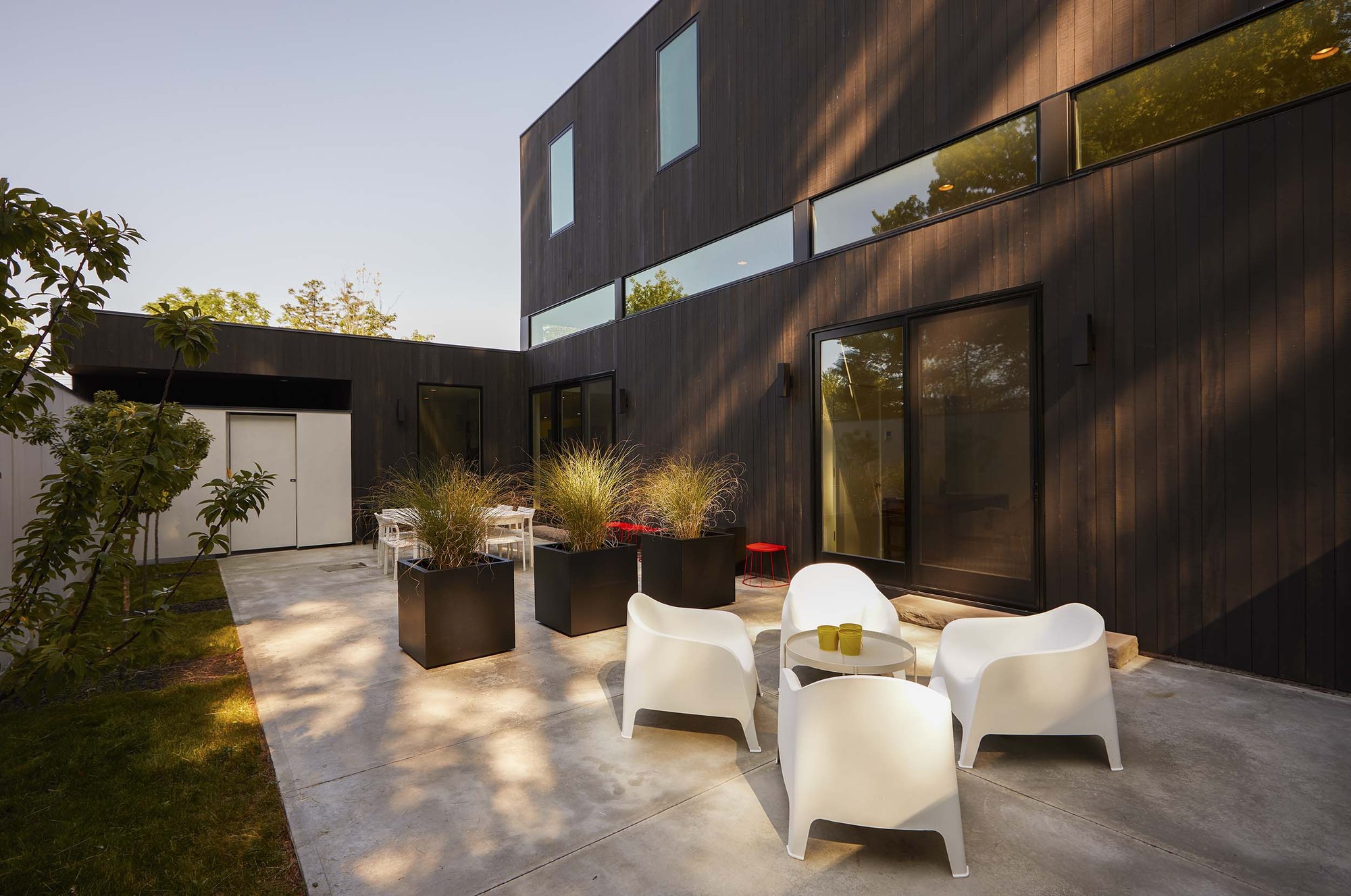 Gallery of Mural House / Birdseye - 11