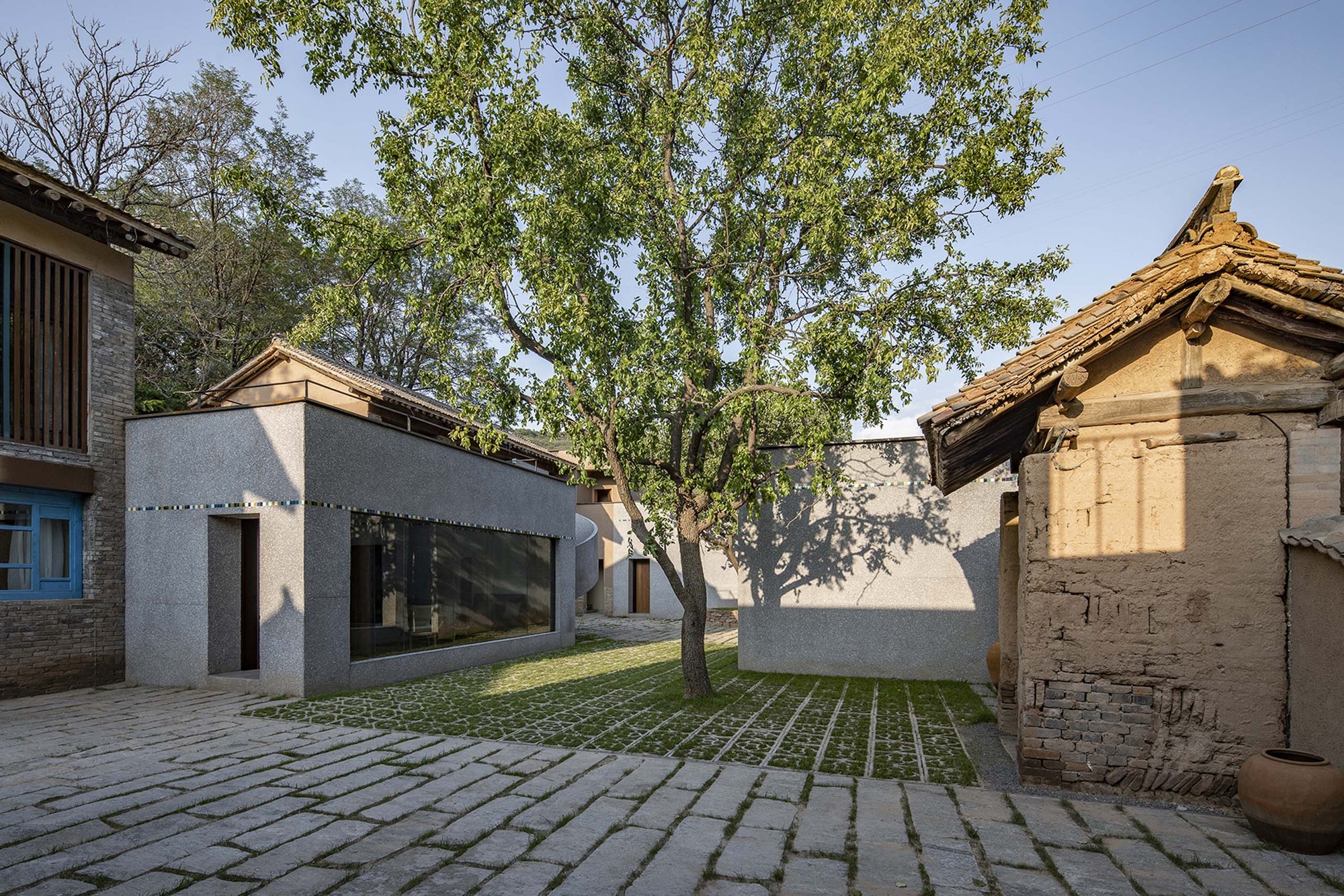 Gallery of Taiyue Courtyard: The Mint Bureau Homestay / 3andwich Design ...