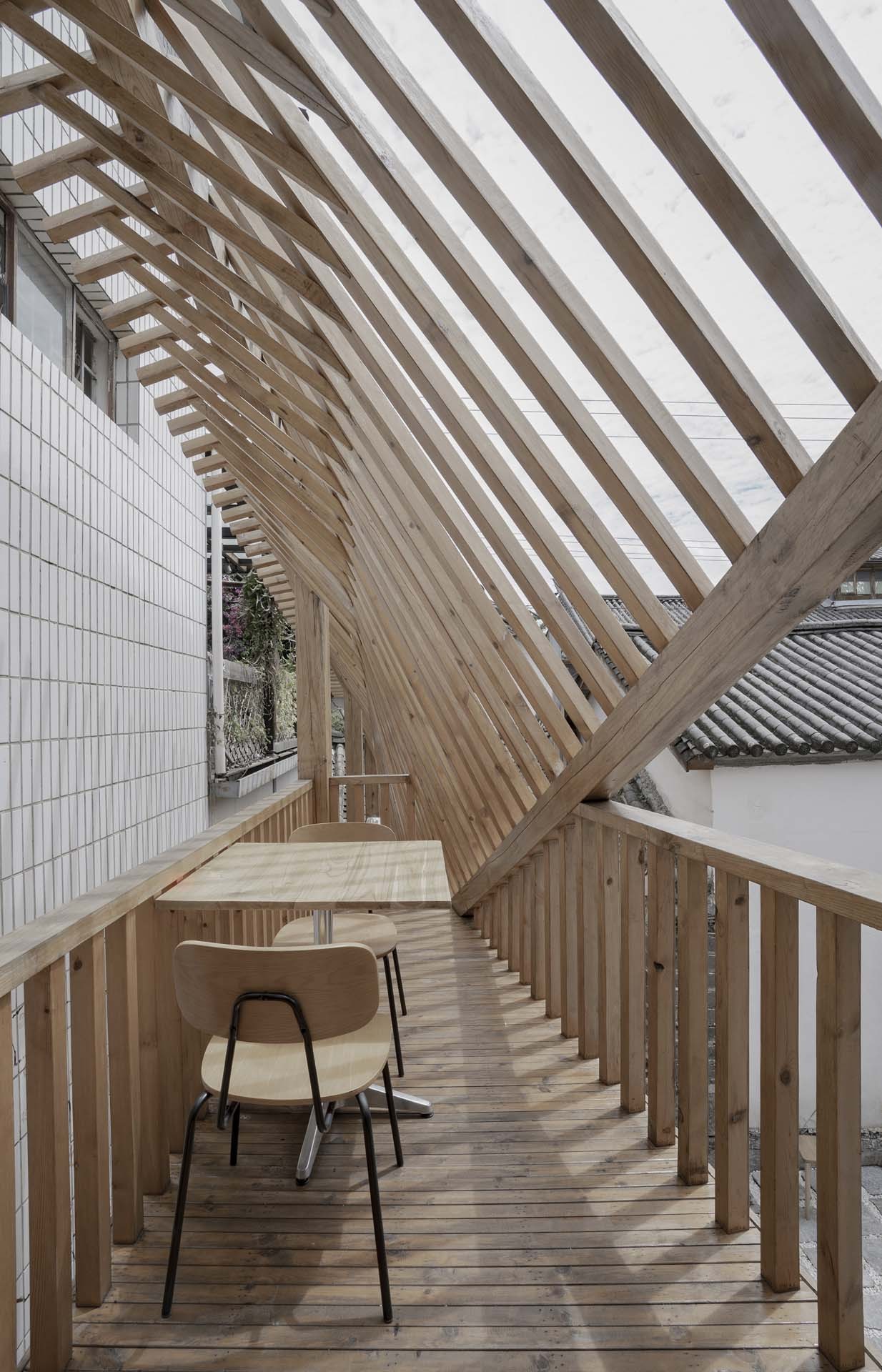 Gallery of Reconstruction of an Ancient House / PaM Design Office - 4