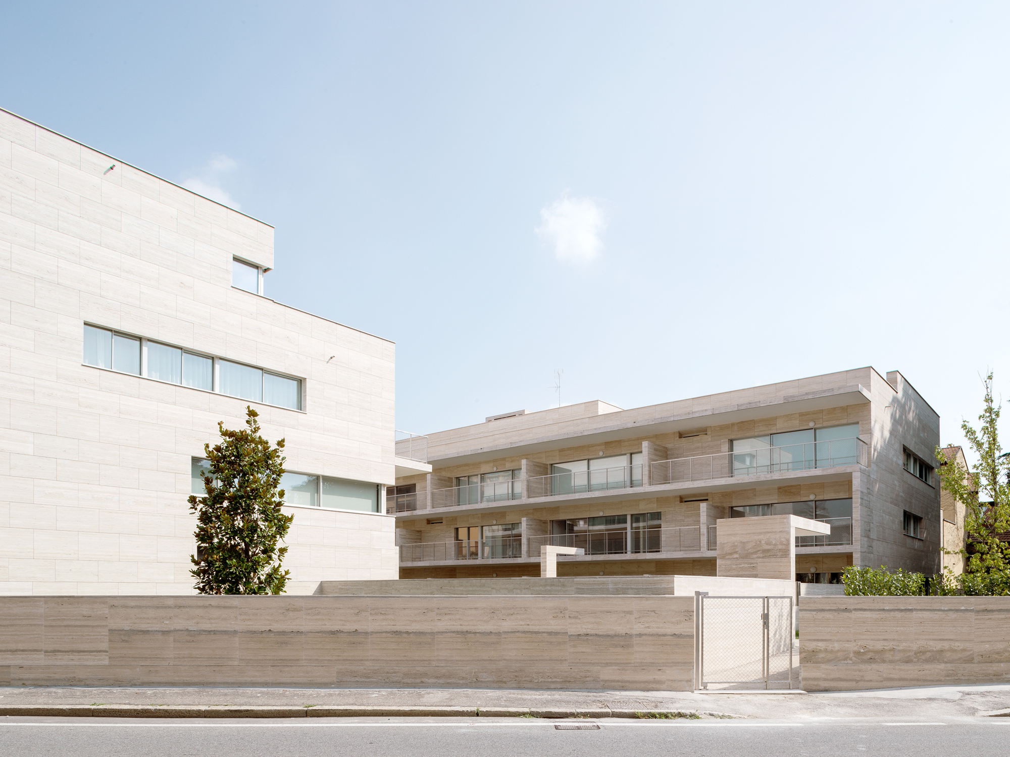 Gallery of Residencial Complex in Gallarate / Álvaro Siza + COR ...