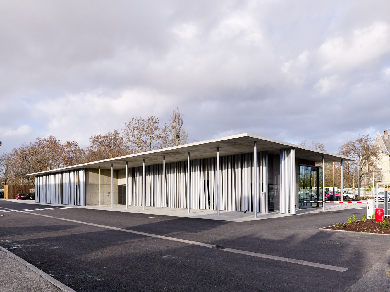 Gallery of Building 81 Campus ISAE-SUPAERO / LCR Architectes - 1
