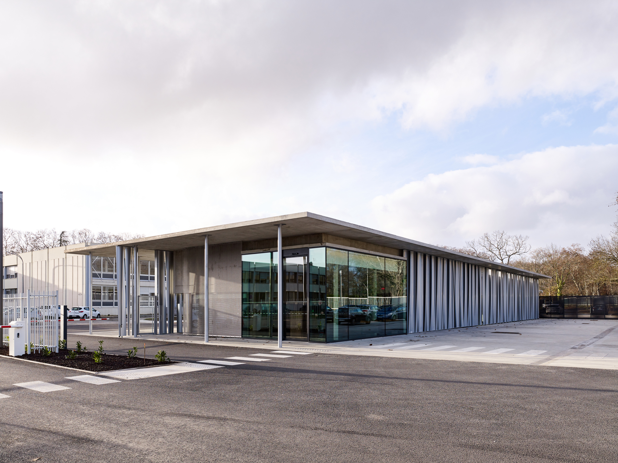 Gallery of Building 81 Campus ISAE-SUPAERO / LCR Architectes - 7