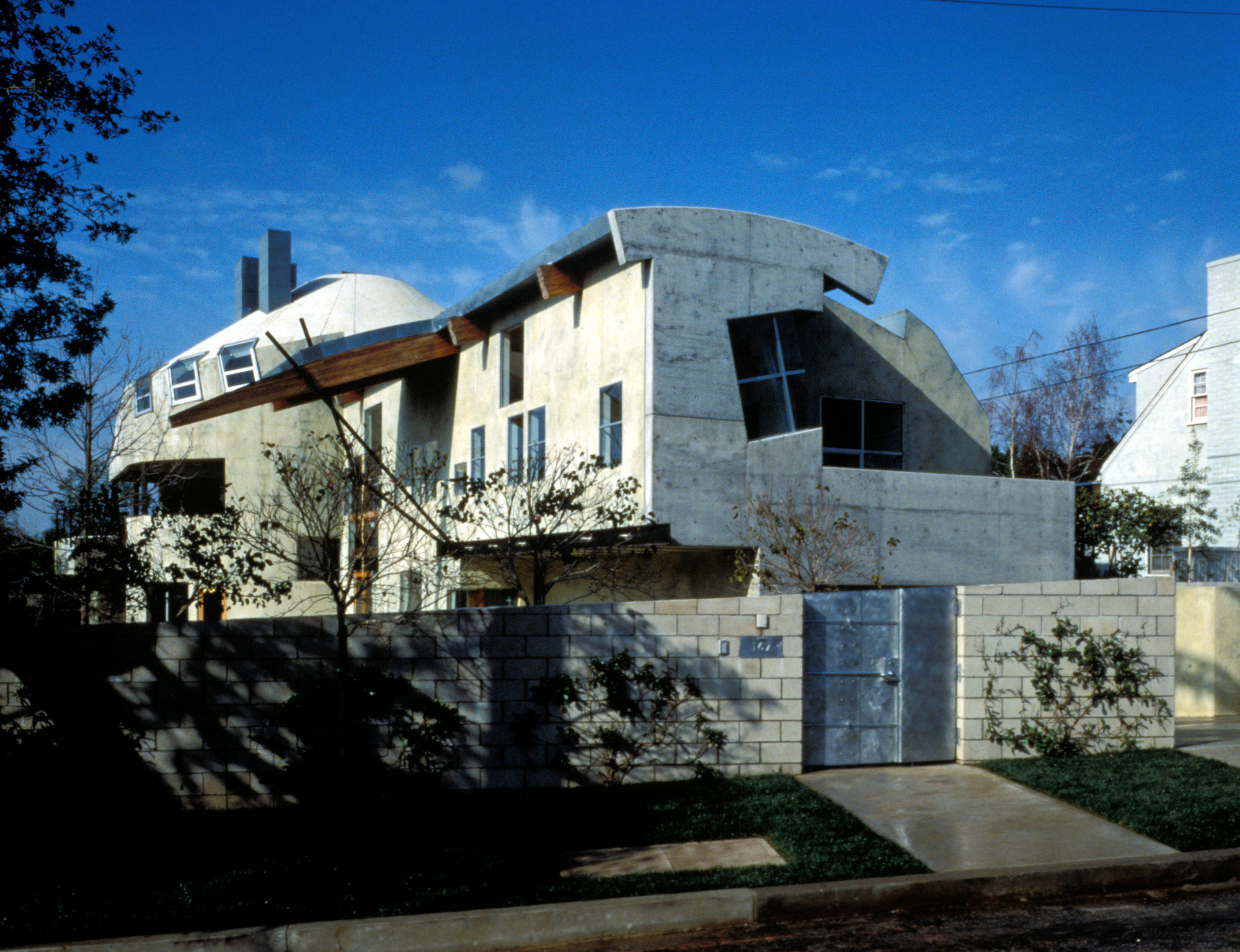 Gallery of "The Truth is in The Tension of Possibilities”: In ...