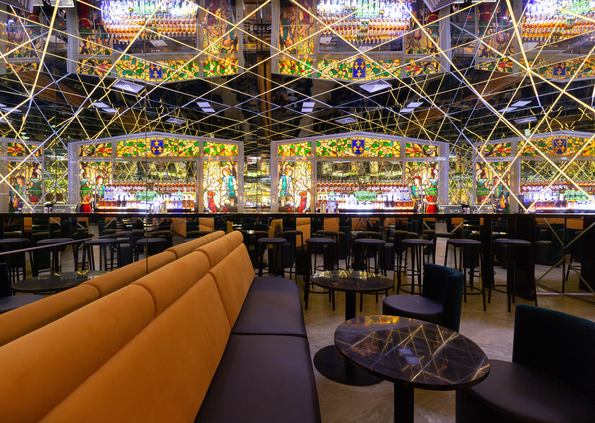 Galeria de Bar INFINI / FUTURA ESTUDIO - 8