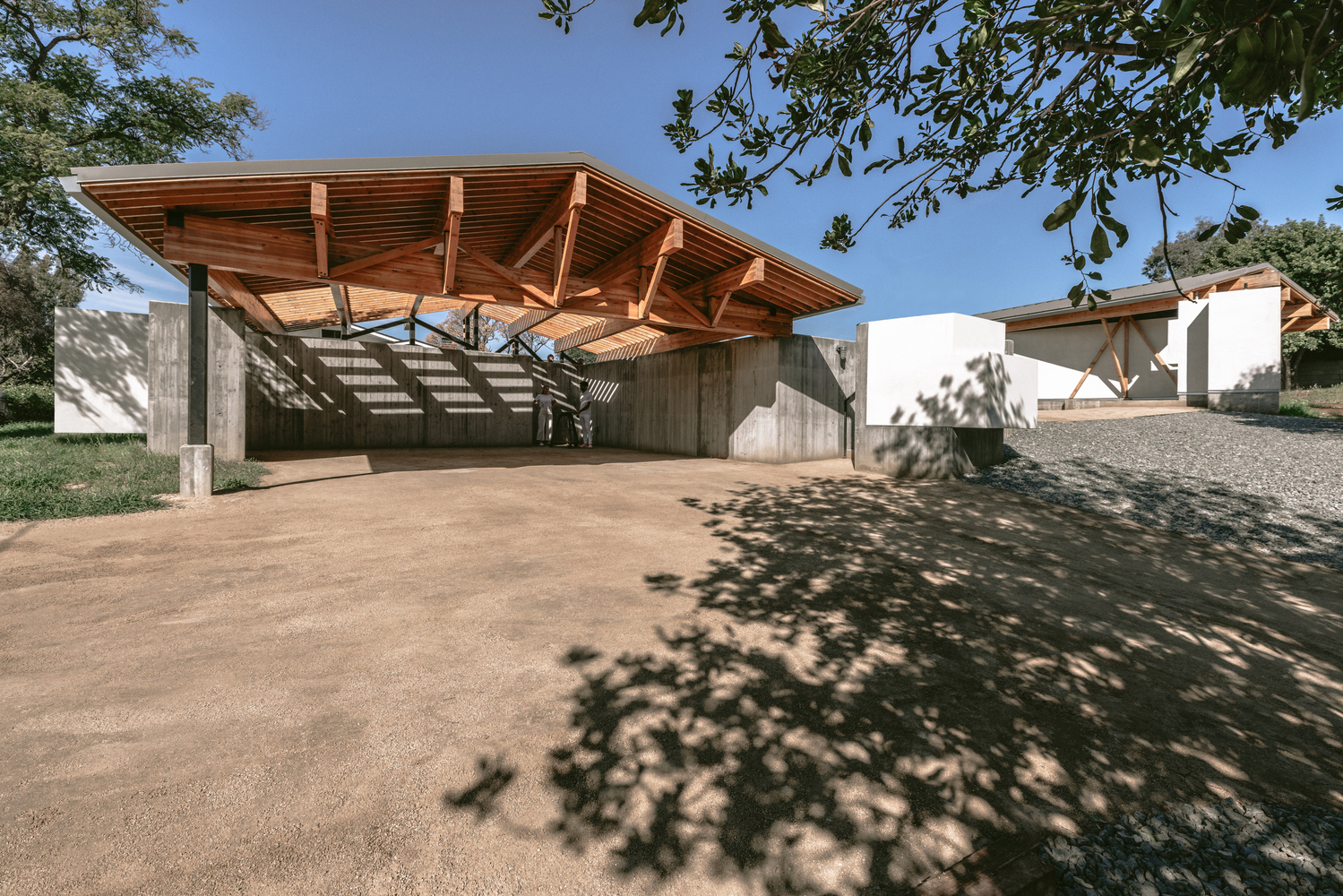 Gallery of House in Los Angeles 1 Art Studio and Residential Compound ...