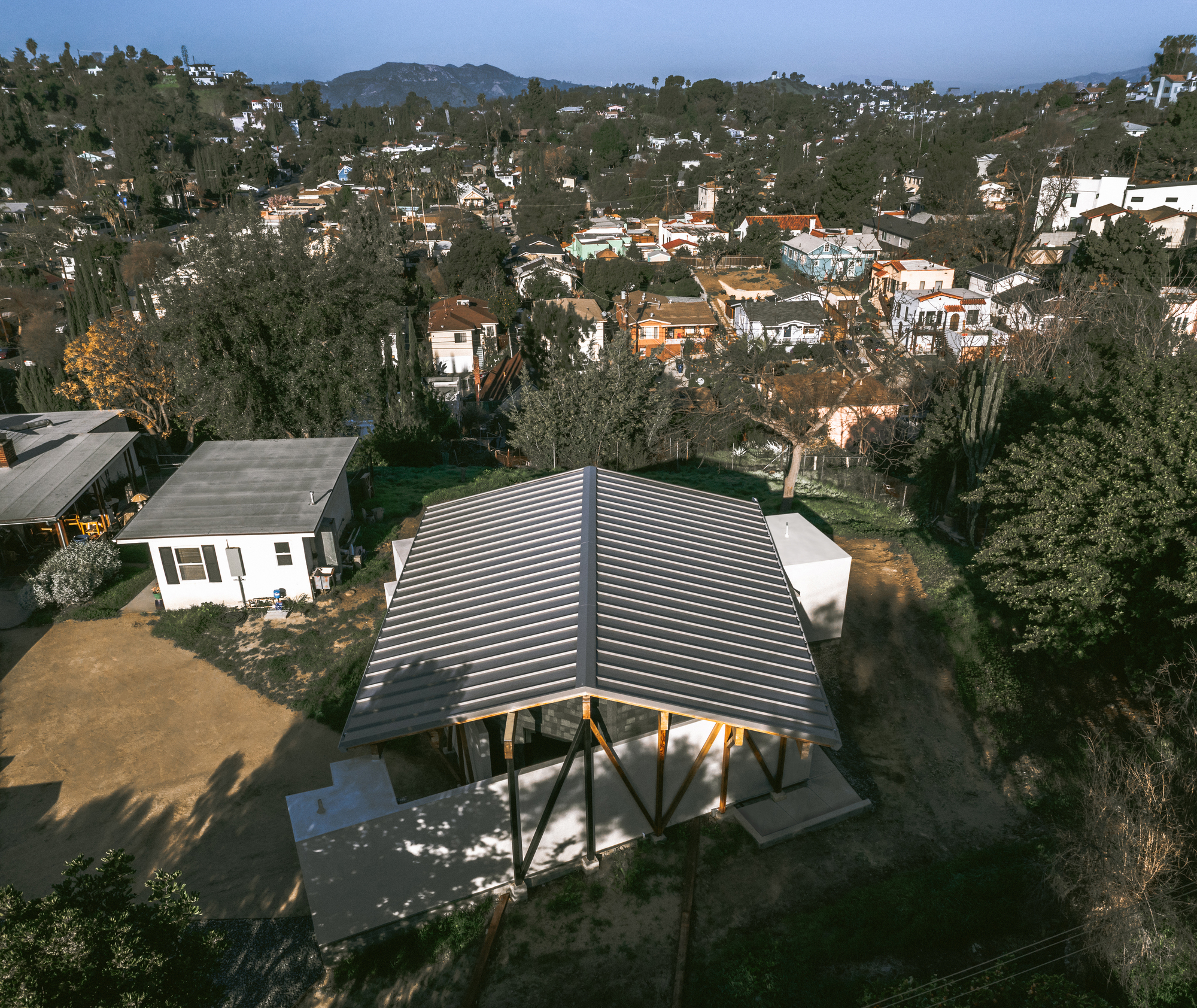 Gallery of House in Los Angeles 1 Art Studio and Residential Compound ...