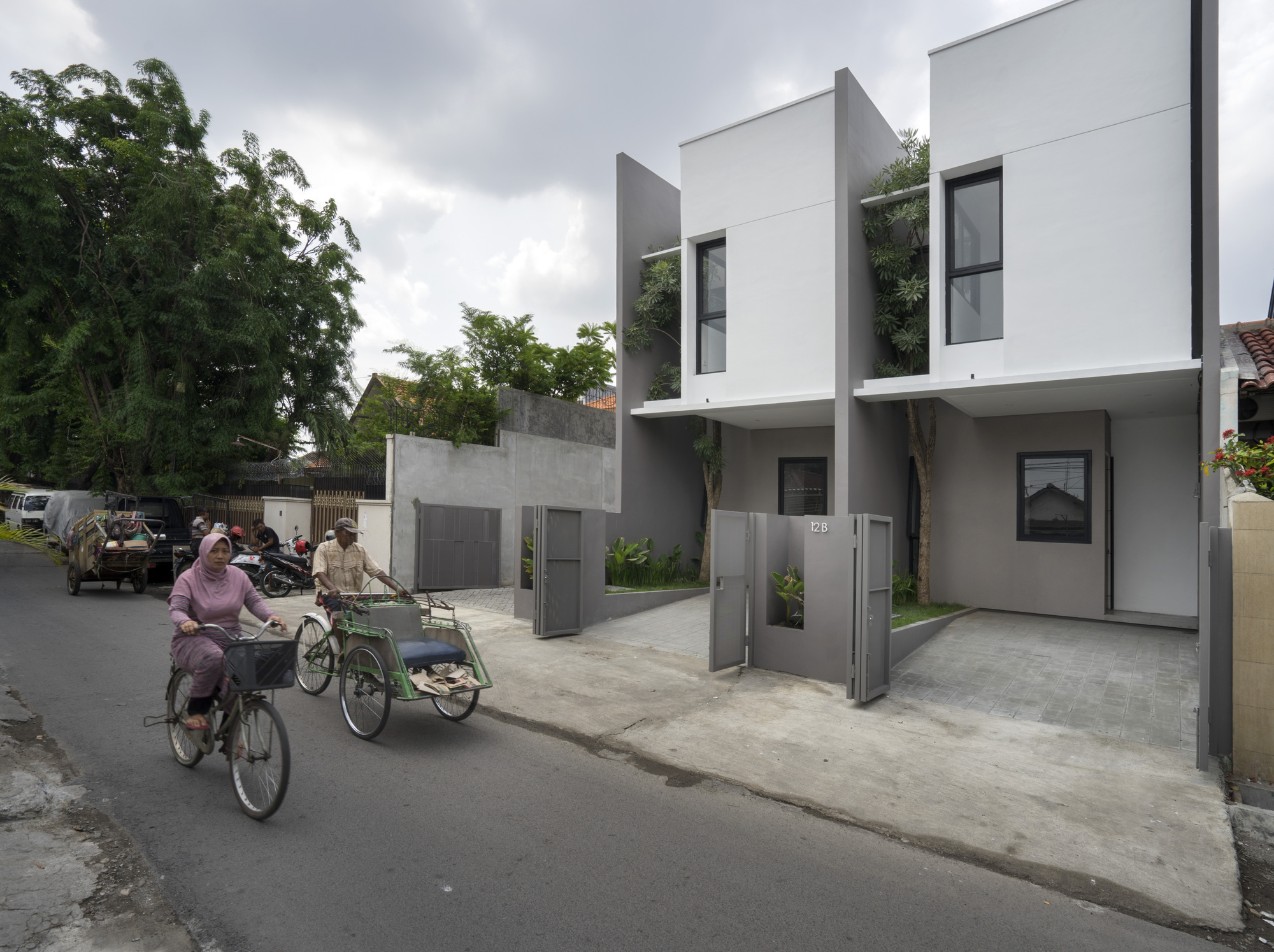 Gallery of R Micro Housing / Simple Projects Architecture - 4
