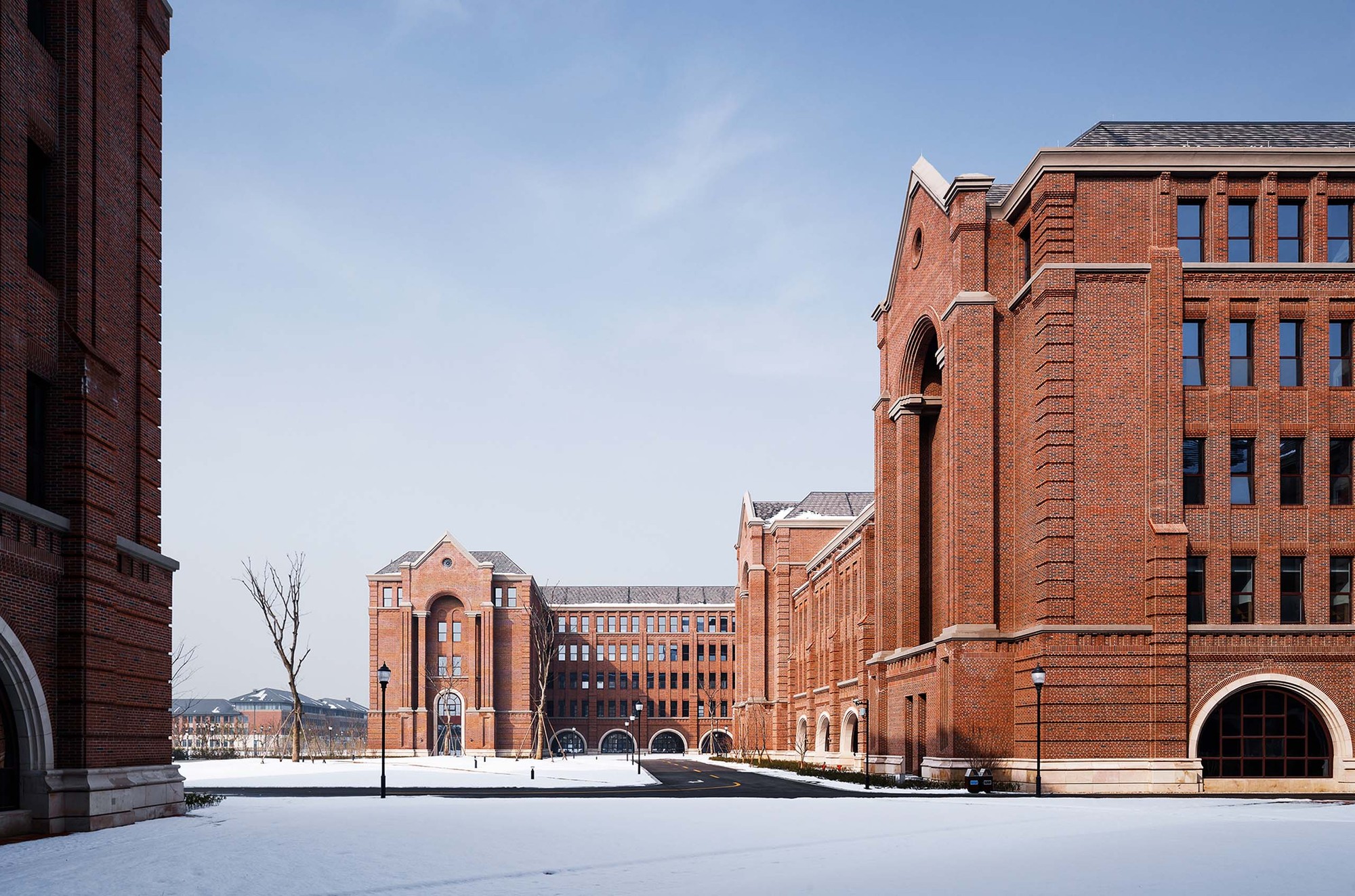 Gallery of International Campus of Zhejiang University / UAD - 25