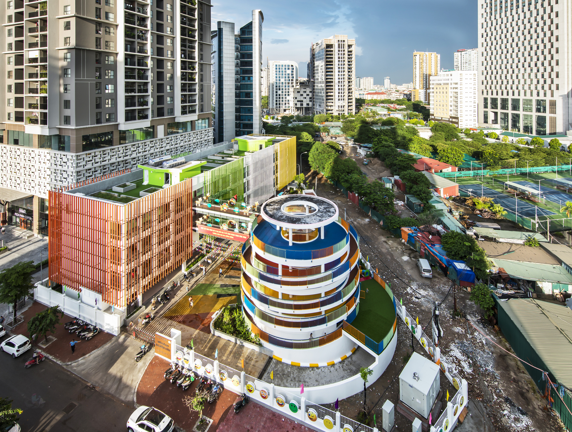 Gallery of Sunflower Kindergarten / Sunjin Vietnam Joint Venture Company - 1