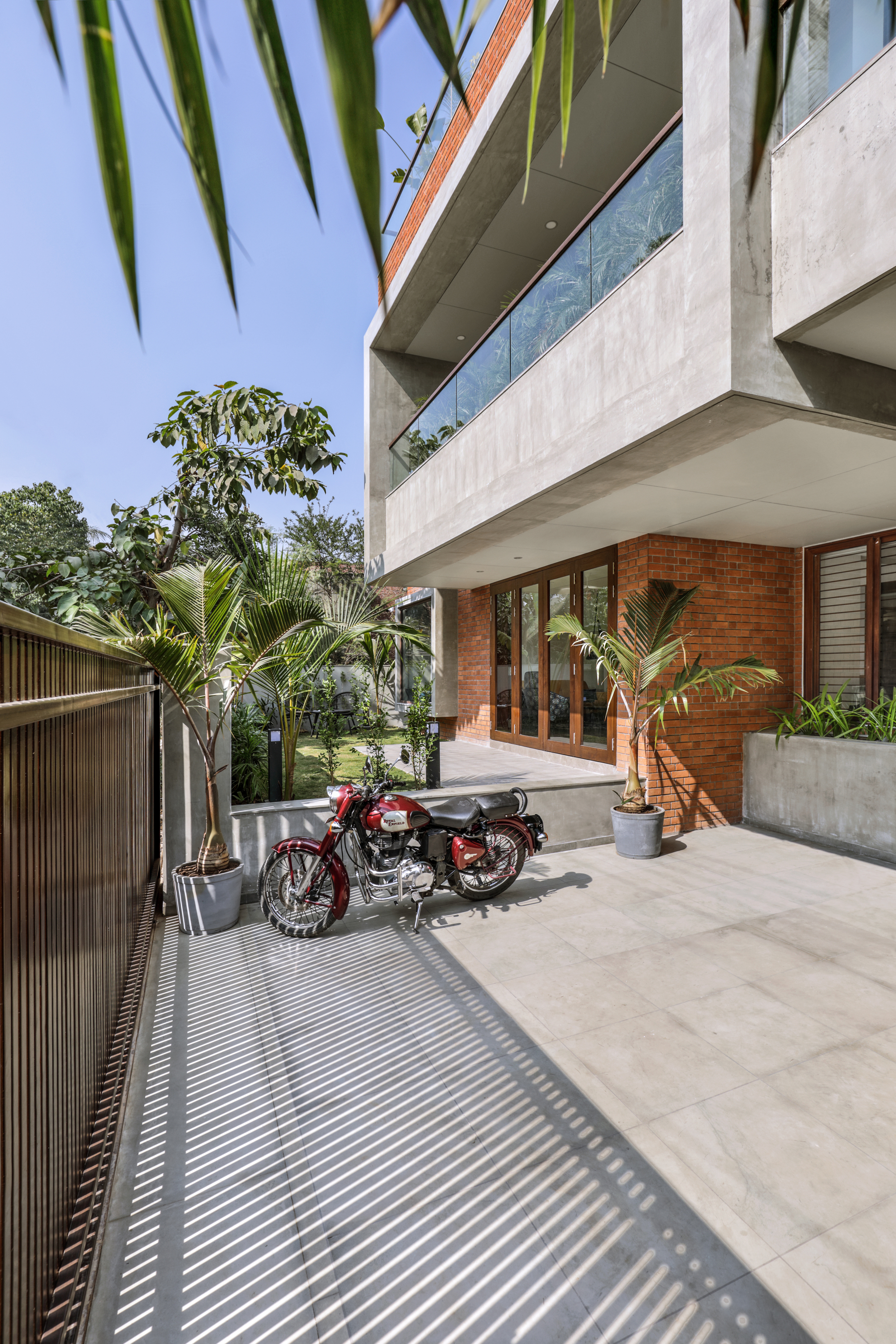 Gallery of The Box House / TRAANSPACE - 9