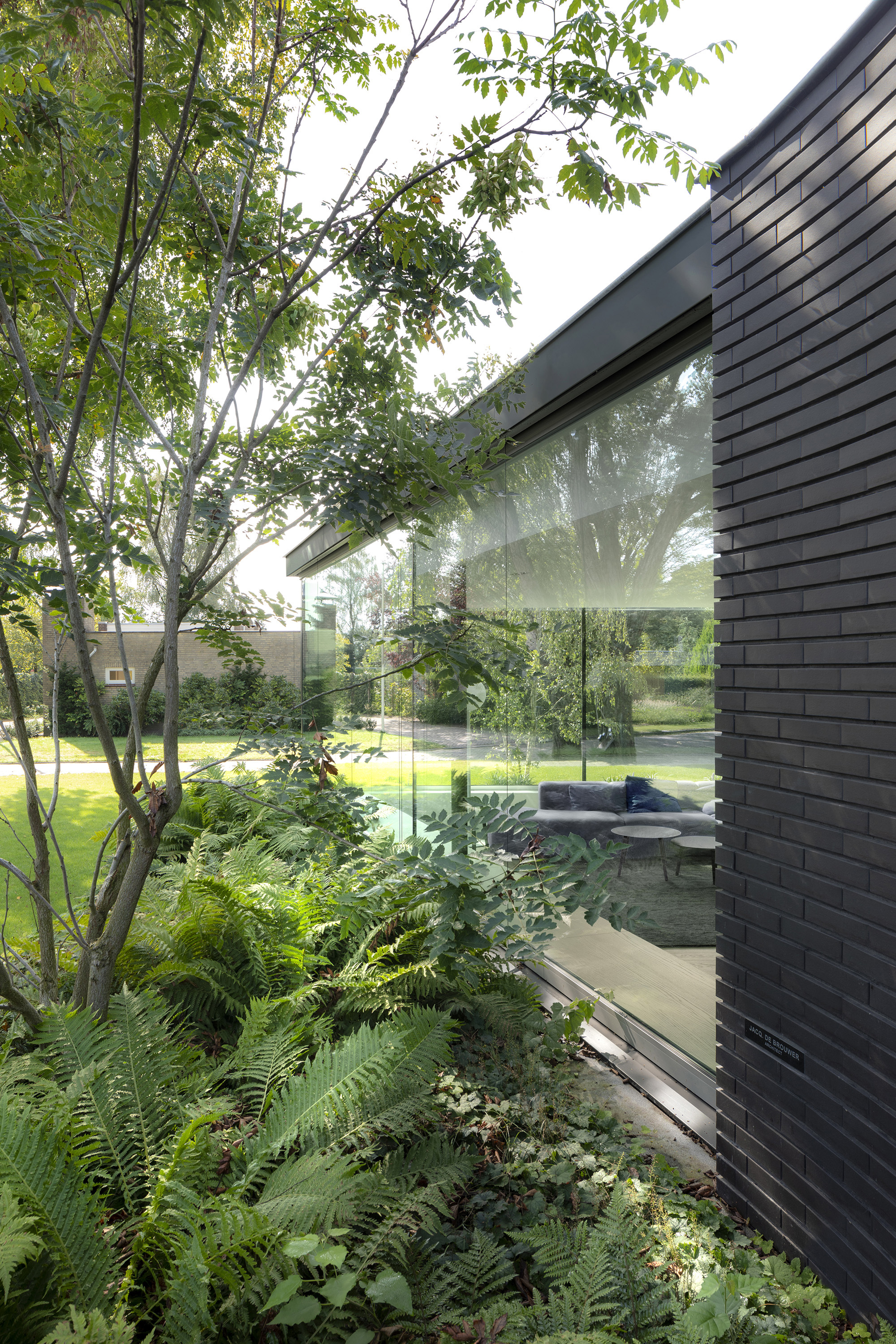Gallery of Outside In House / i29 interior architects + Bedaux de ...